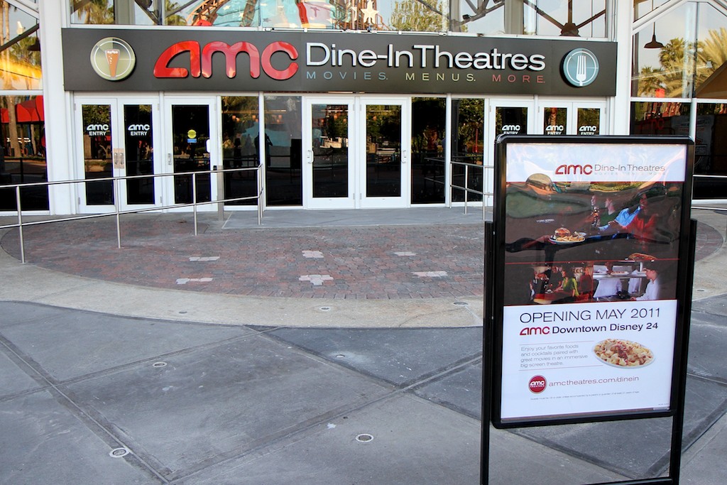 New 'Dine In Theaters' signage - Photo 4 of 6