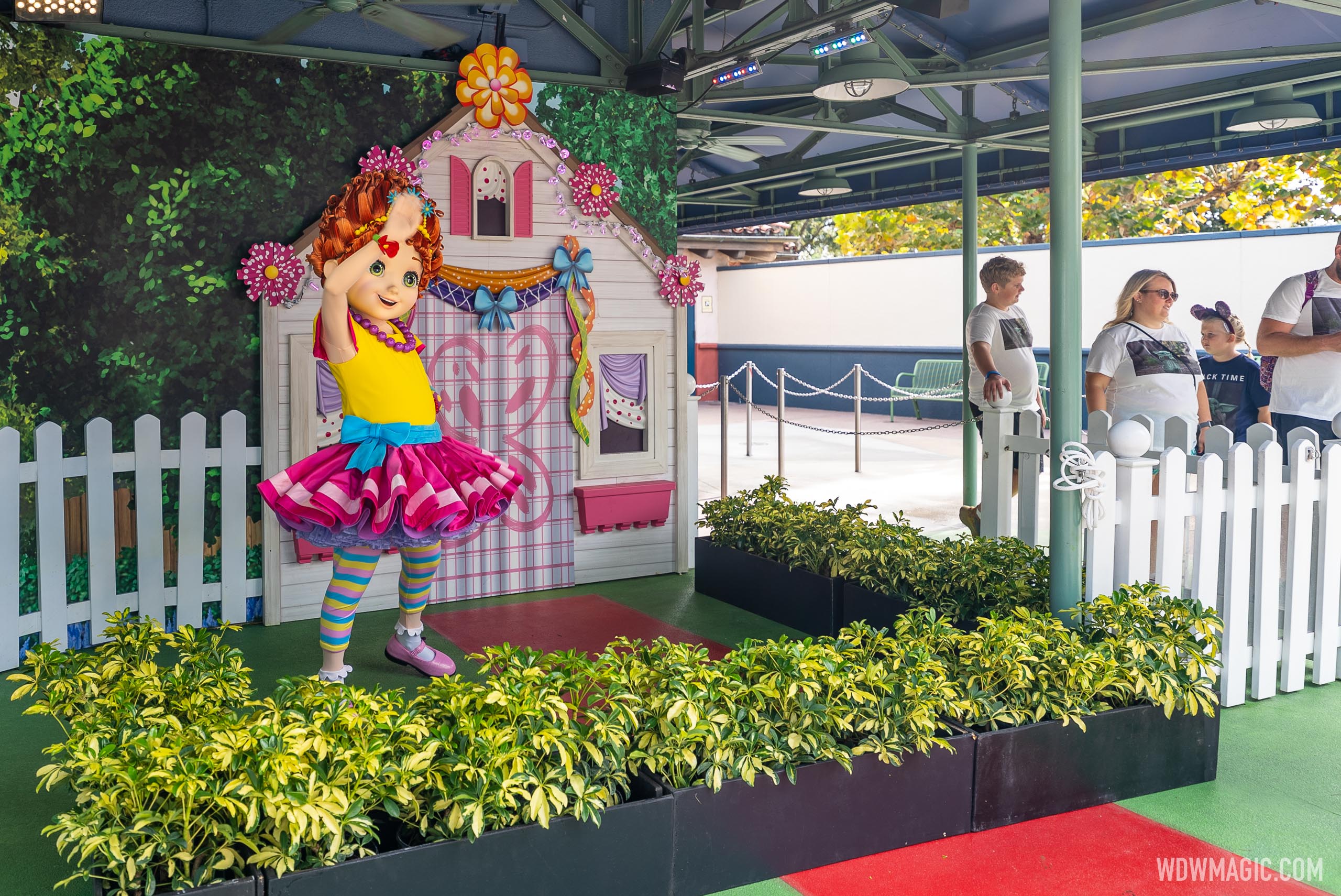 Disney Junior meet and greet in Animation Courtyard - Photo 6 of 8