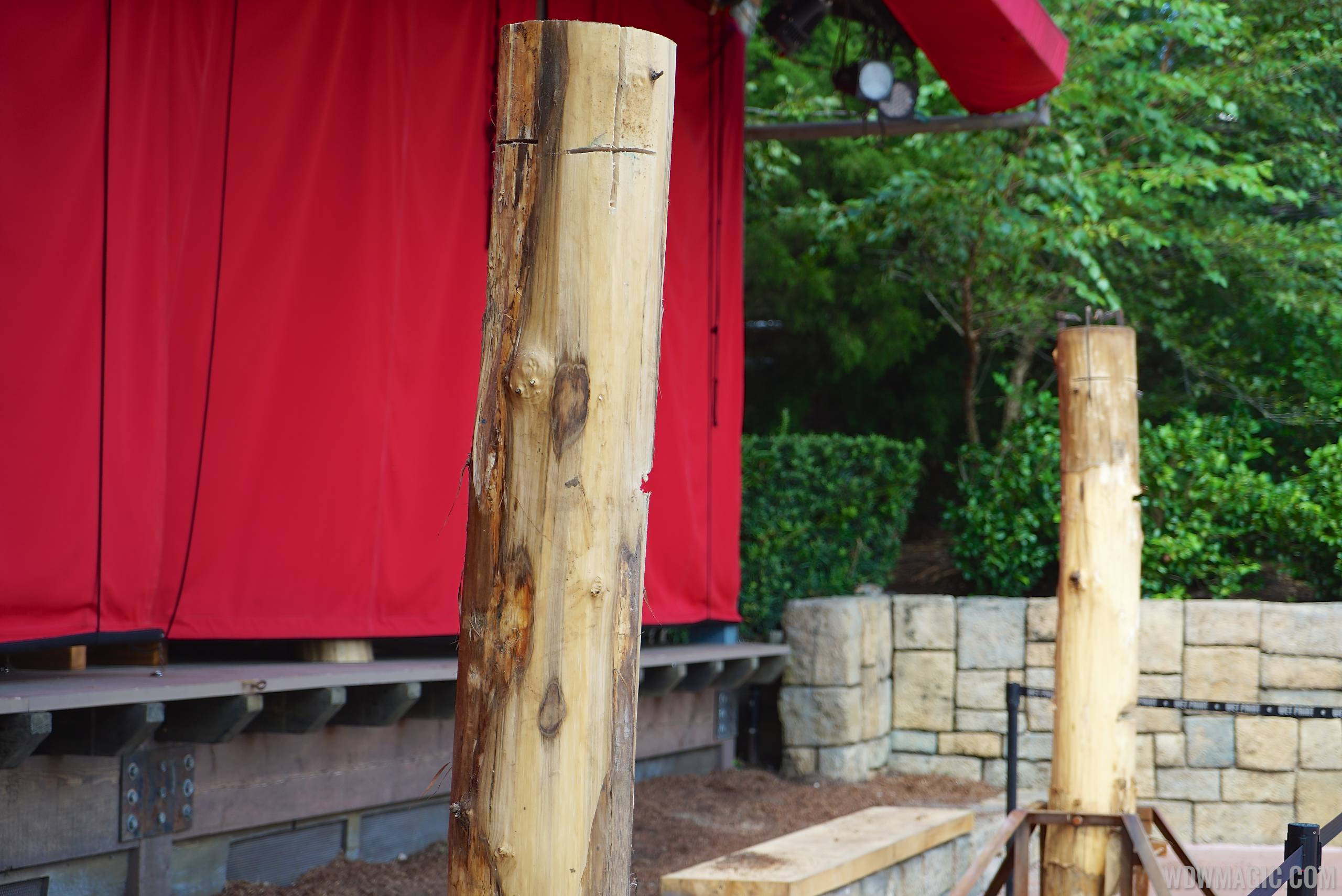 PHOTOS - Stage preparations underway for the Canadian Lumberjack Show ...