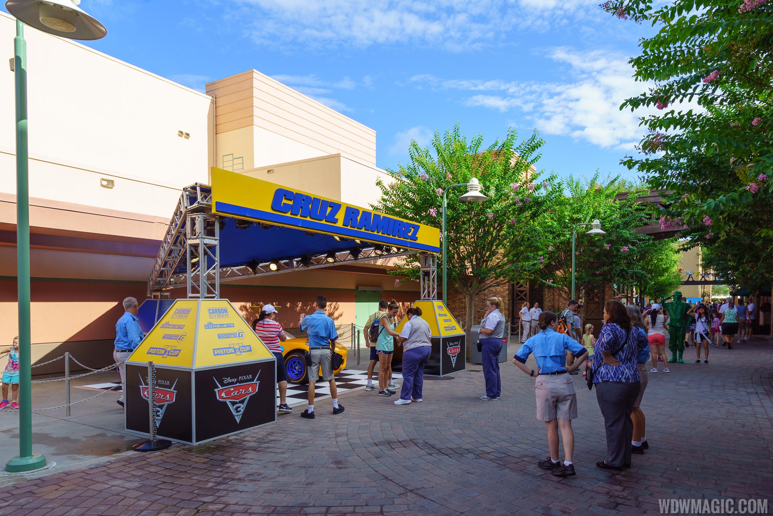 Cars 3 Cruz Ramirez meet and greet - Photo 1 of 4