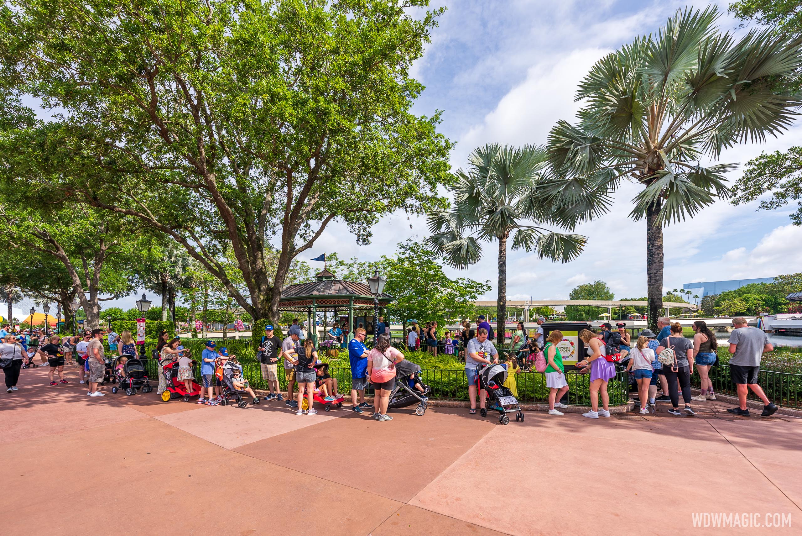 Hugs return to Character Meet and Greets at EPCOT - Photo 7 of 7