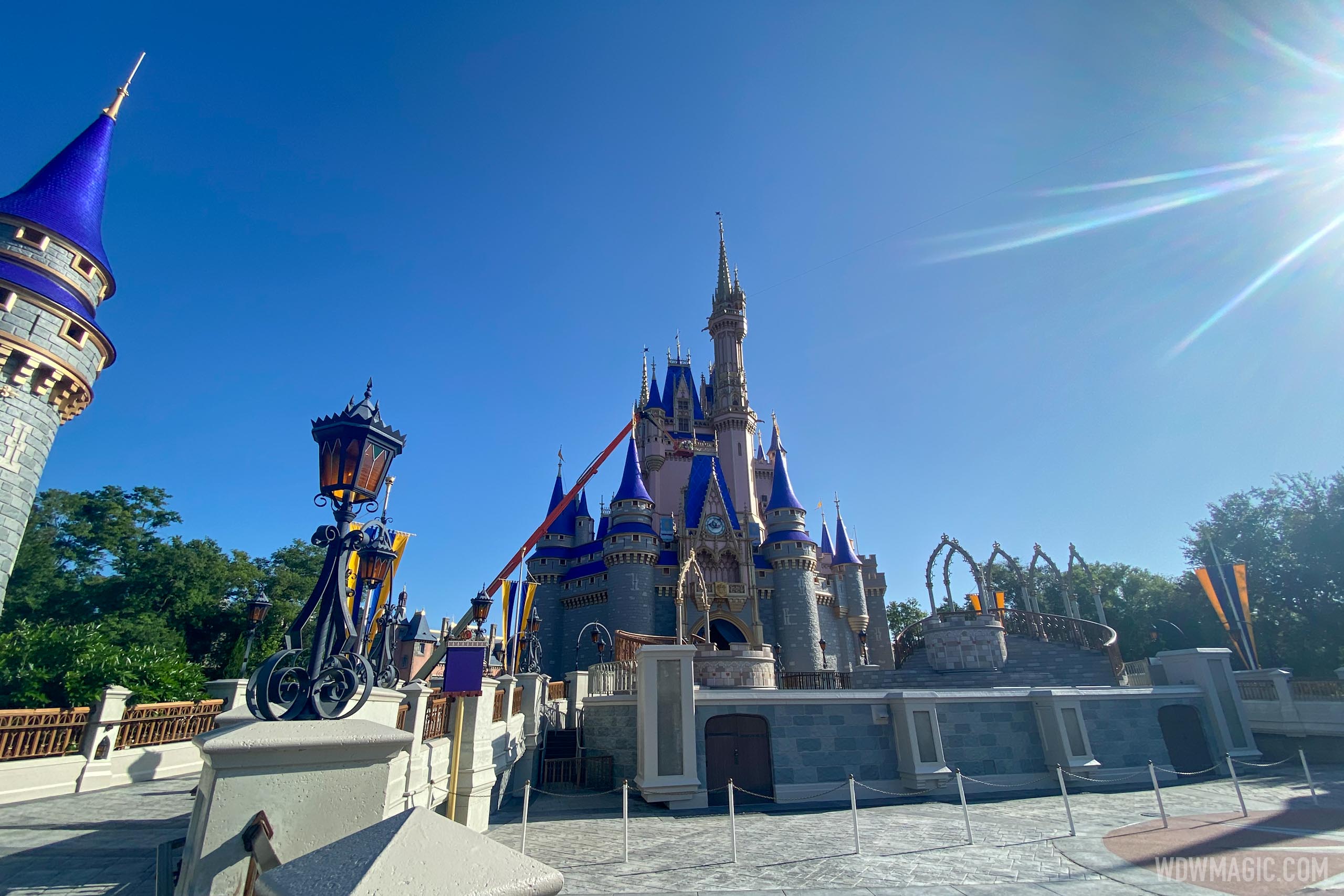 Cinderella Castle repainting - July 7 2020 - Photo 3 of 16