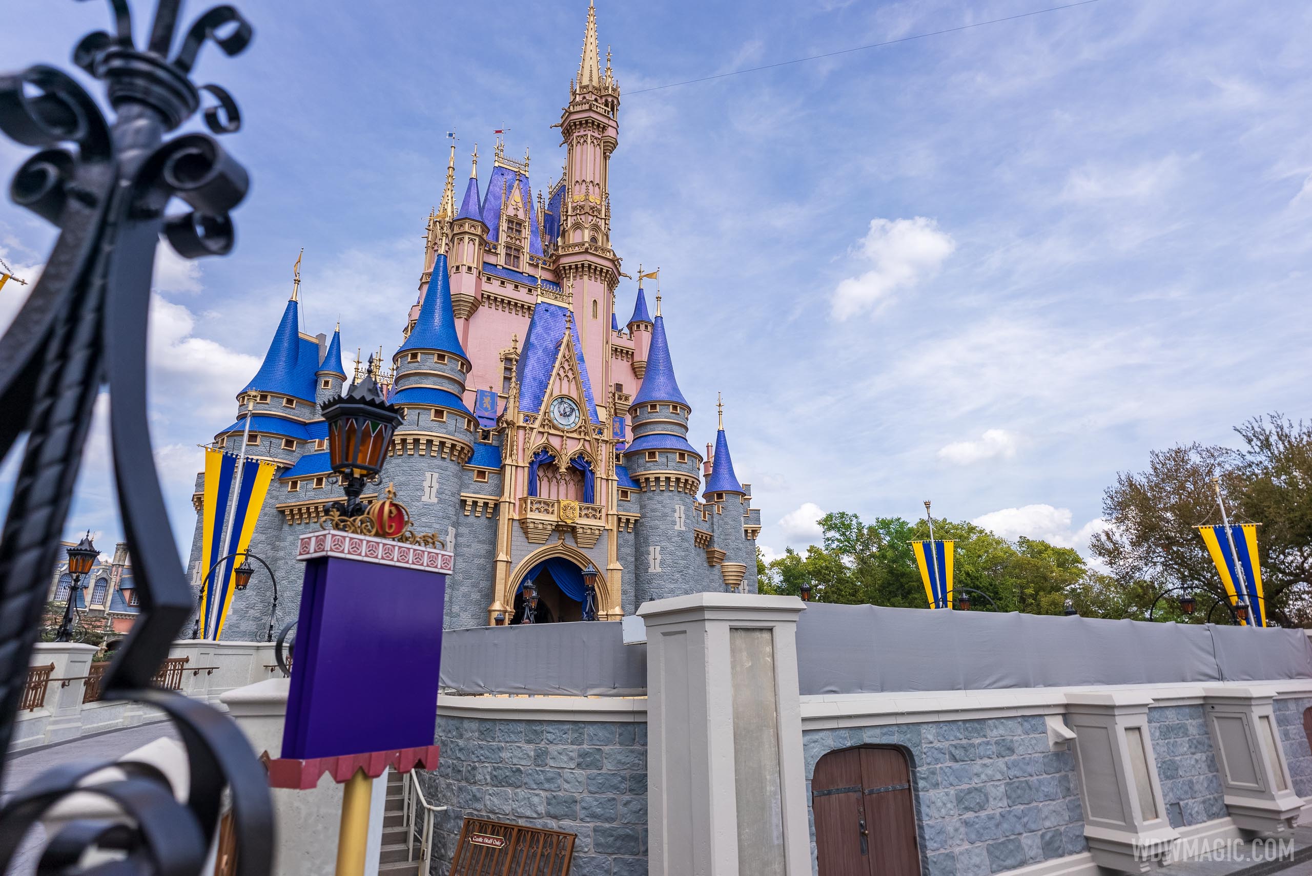 Cinderella Castle stage refurbishment - March 15 2021 - Photo 5 of 5