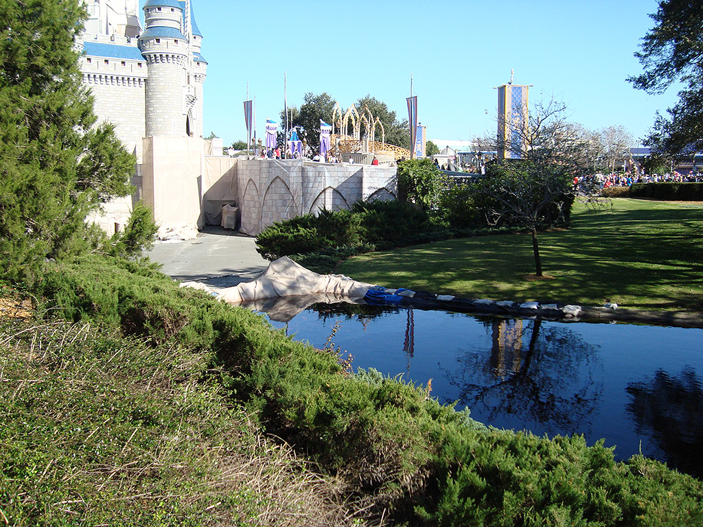 Cinderella Castle refurbishment photo update - water returning and ...