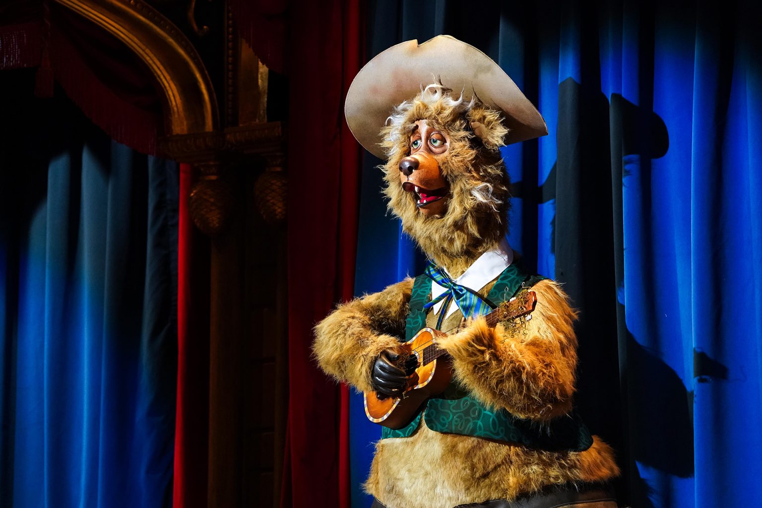 Country Bear Musical Jamboree characters - Photo 10 of 17