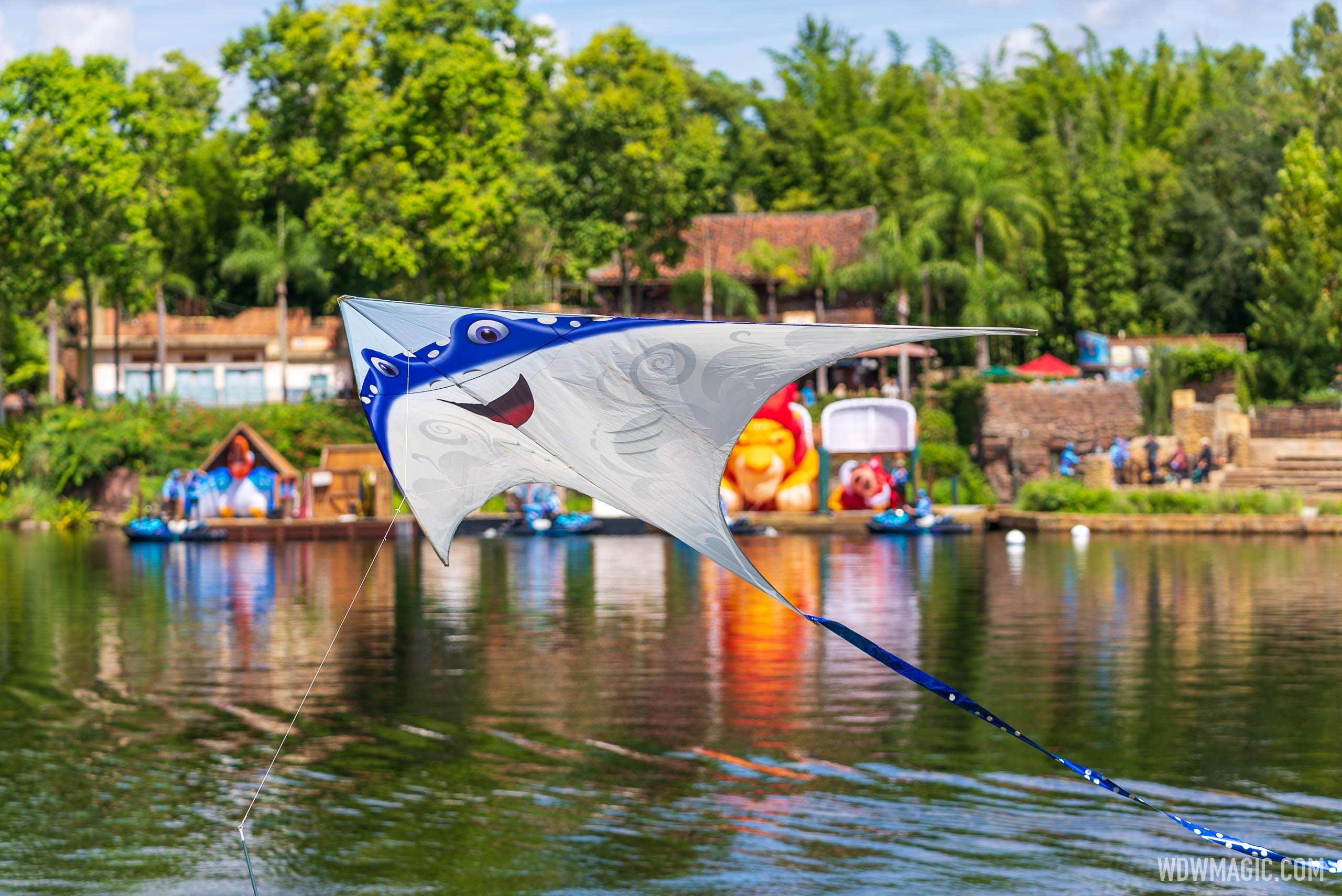 Disney KiteTails Lion King show - Photo 20 of 41