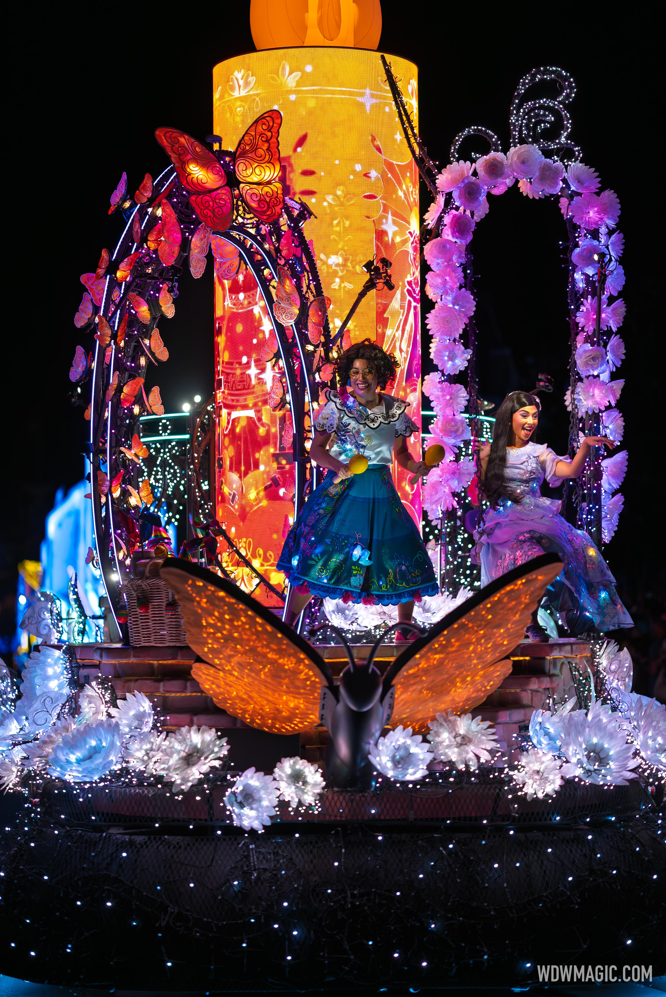 Magic Kingdom's Disney Starlight Parade in Pictures - Photo 16 of 80