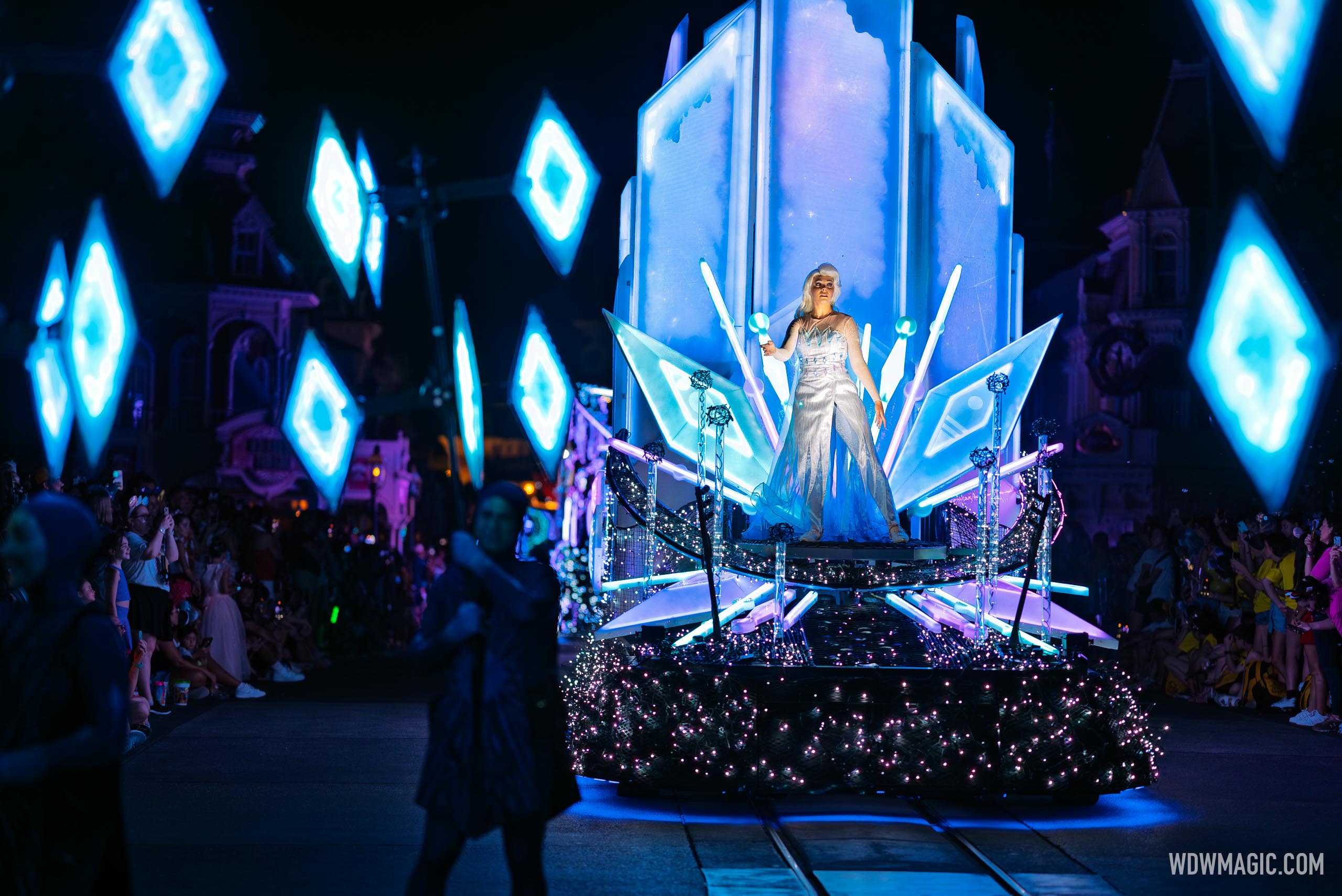 Magic Kingdom's Disney Starlight Parade in Pictures - Photo 26 of 80