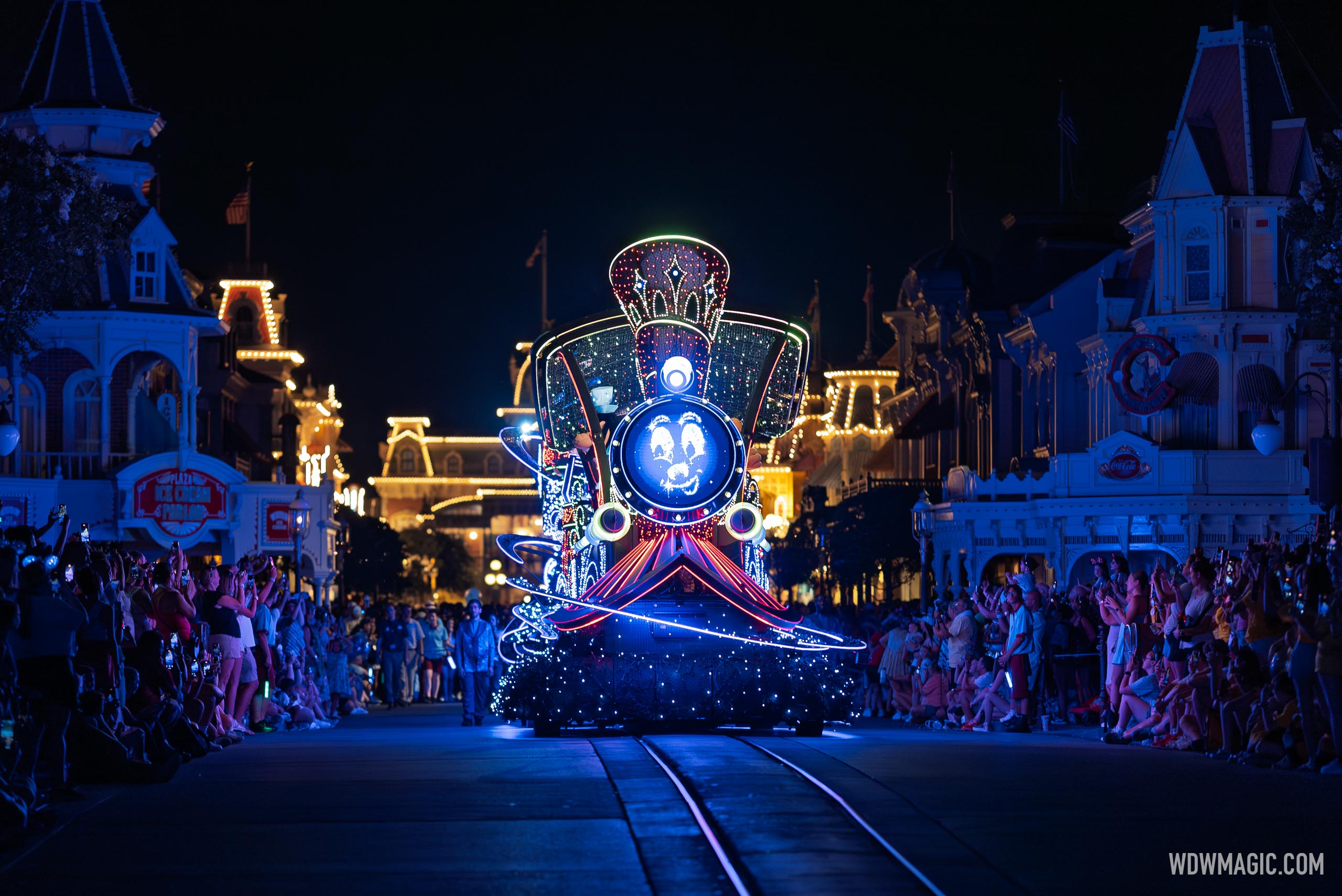 Magic Kingdom's Disney Starlight Parade in Pictures - Photo 67 of 80