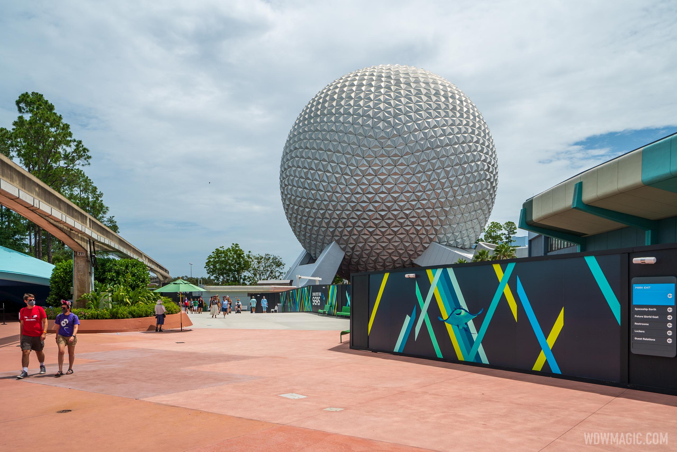 Walk-through of EPCOT July 29 2020 - Photo 4 of 28
