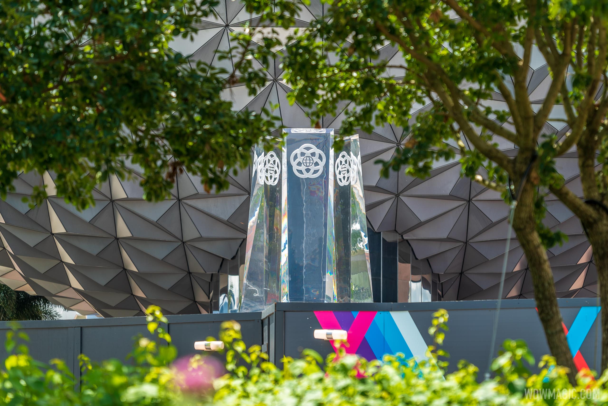 Daytime look at the EPCOT main entrance fountain pylons - Photo 6 of 7