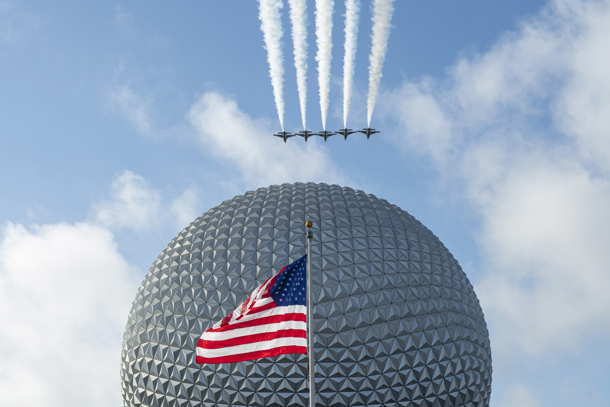 U.S. Air Force Thunderbirds Fly Over EPCOT - Photo 1 of 3