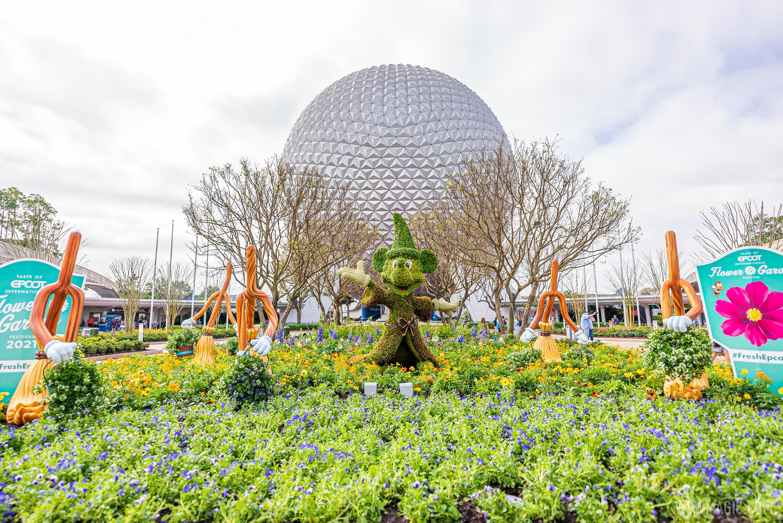 EPCOT main entrance topiary - March 2021 - Photo 7 of 7