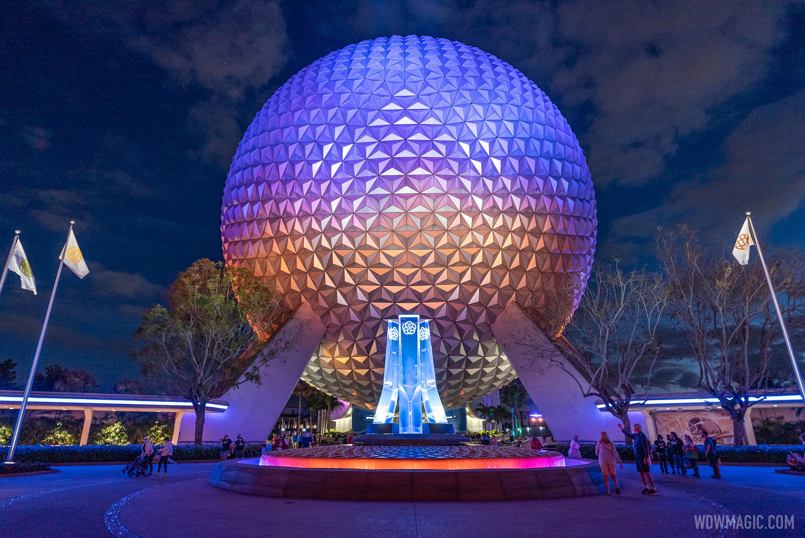 EPCOT new main entrance color outline lights - Photo 4 of 5