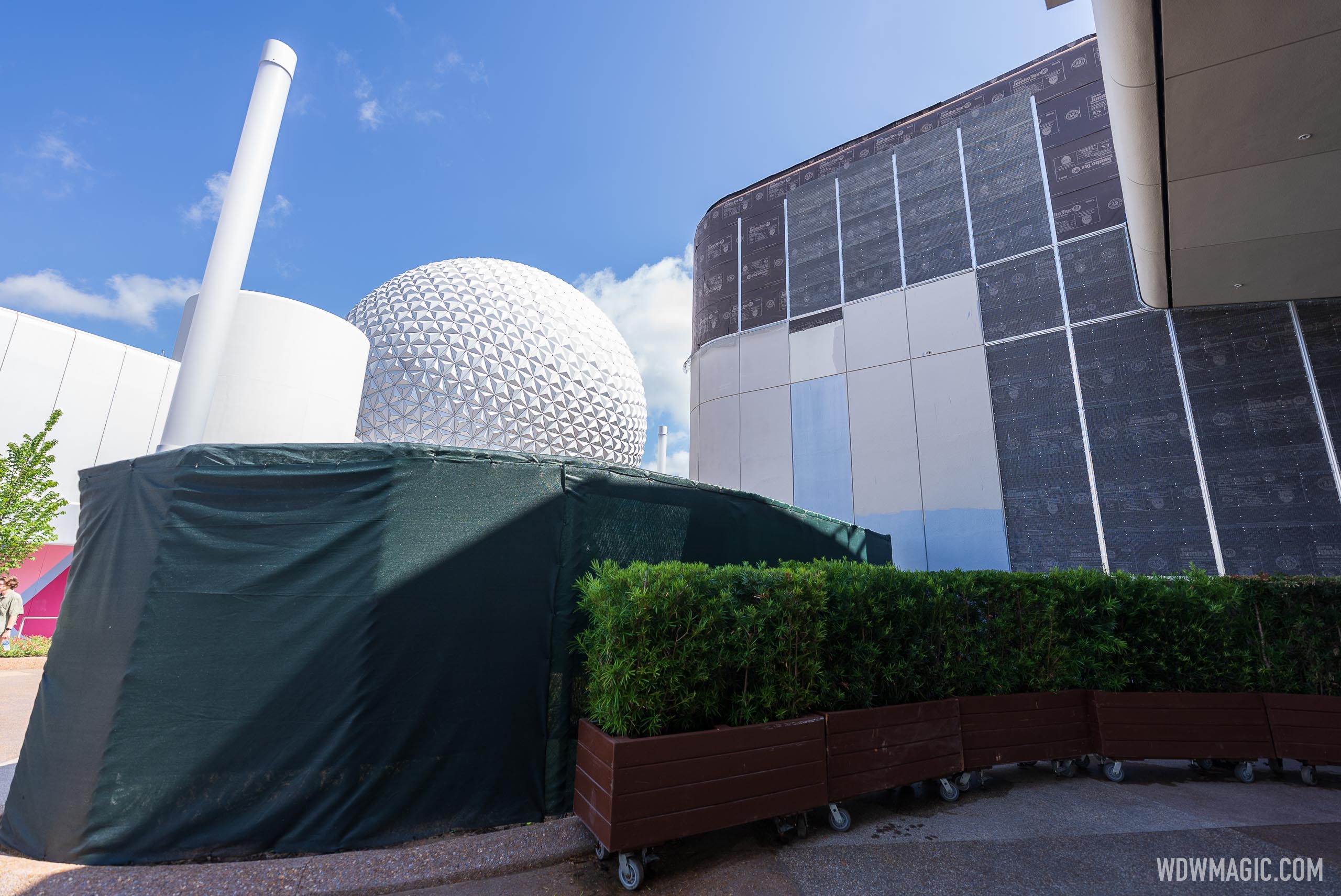 Updated EPCOT Guest Relations sign and exterior - May 16 2022 - Photo 4 ...