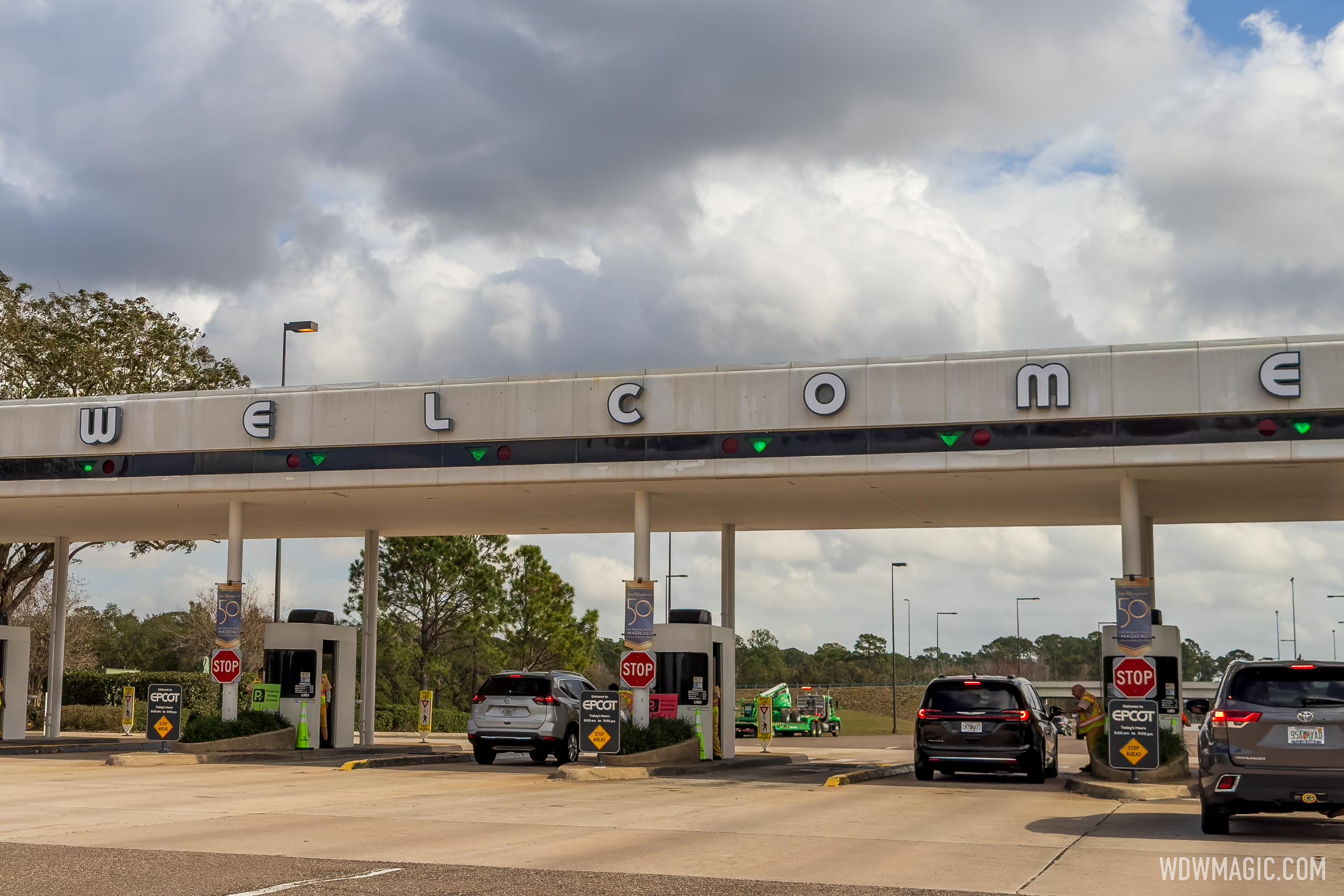 EPCOT Auto Plaza canopy refresh - January 25 2023 - Photo 3 of 3
