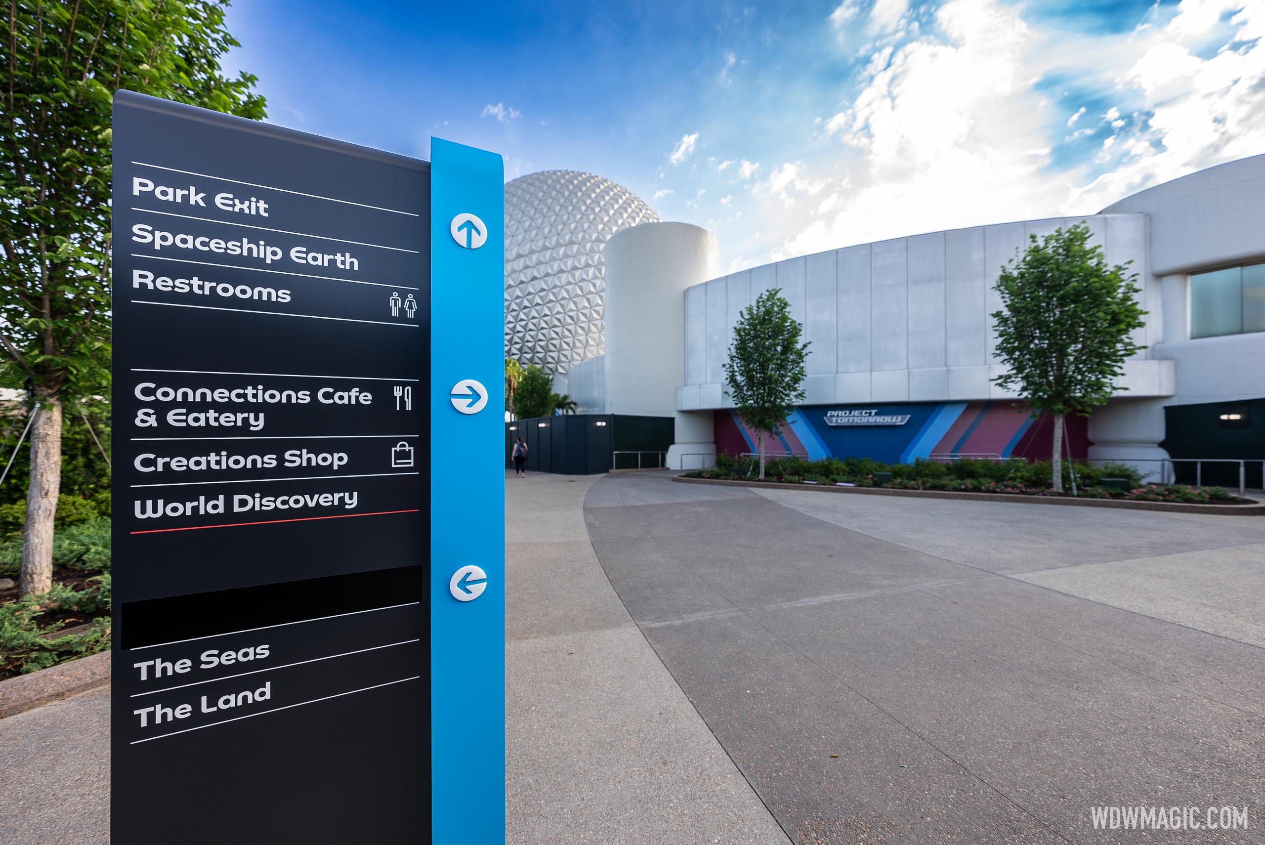 New World Celebration directional signage - Photo 5 of 5