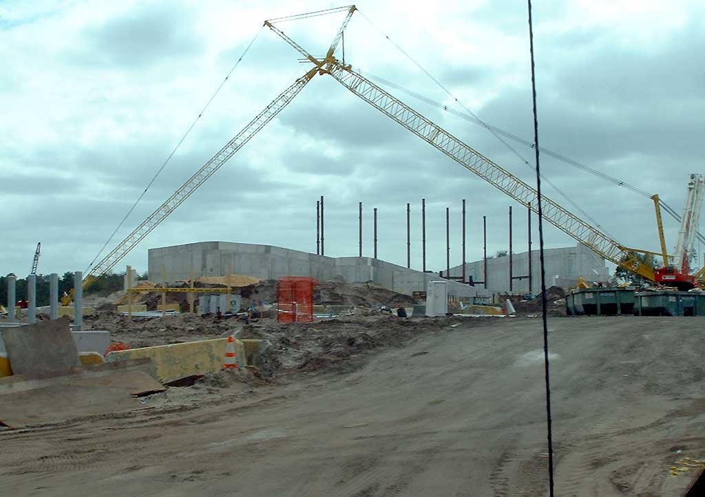 Expedition Everest construction - Photo 5 of 6