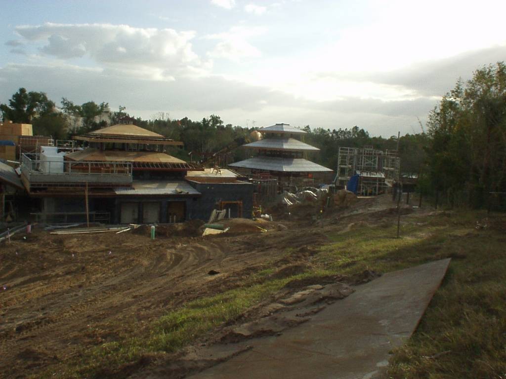 Expedition Everest construction - Photo 4 of 6