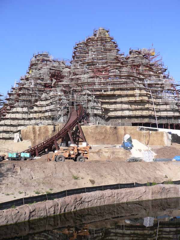 Expedition Everest construction - Photo 7 of 22