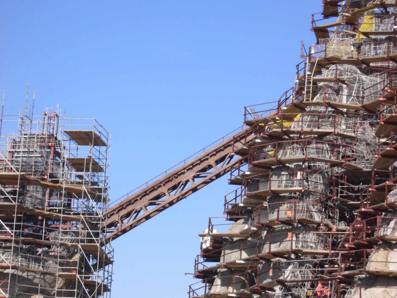 Expedition Everest construction - Photo 12 of 22
