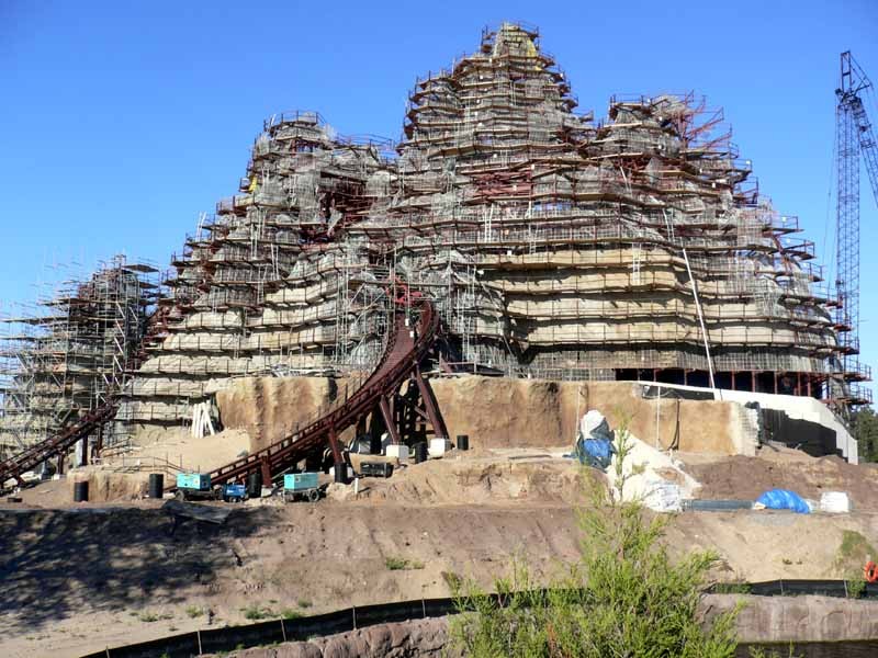 Expedition Everest construction - Photo 20 of 22