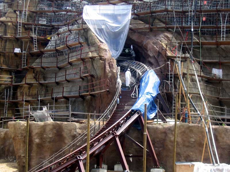 Expedition Everest construction - Photo 2 of 5