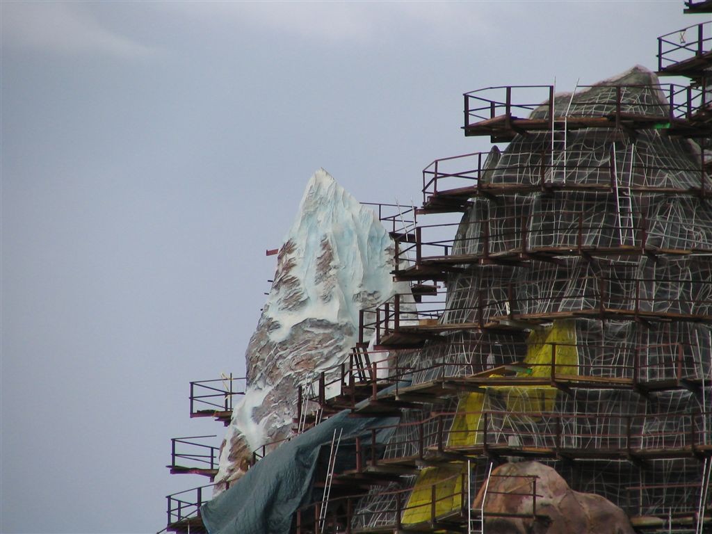 Expedition Everest construction - Photo 6 of 6