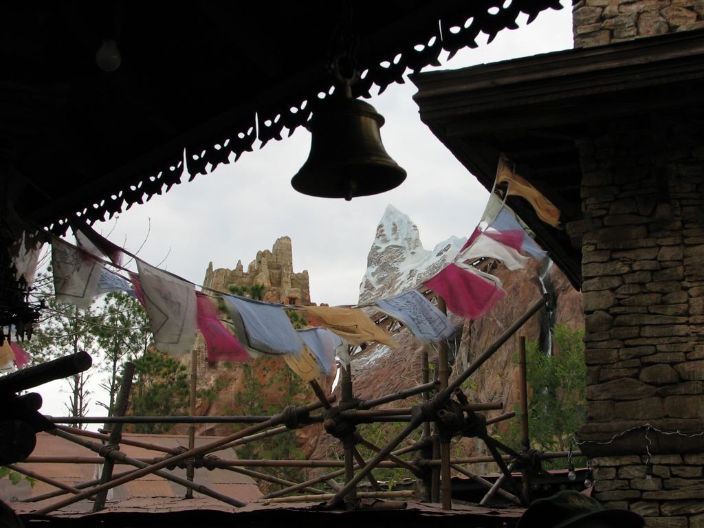 Expedition Everest queue area preview - Photo 19 of 47