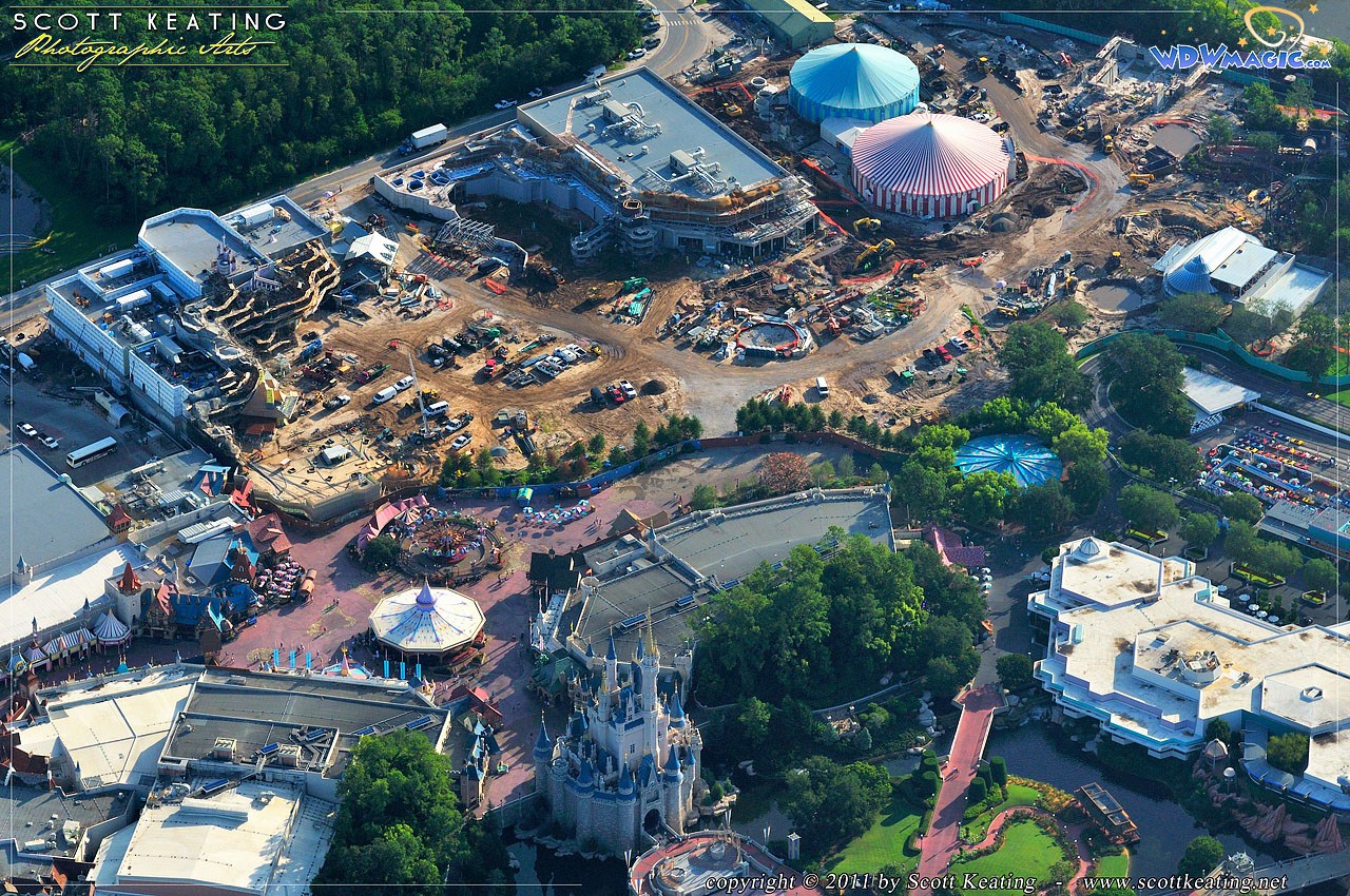 PHOTOS - Aerial views of the Fantasyland construction site - Dumbo ...