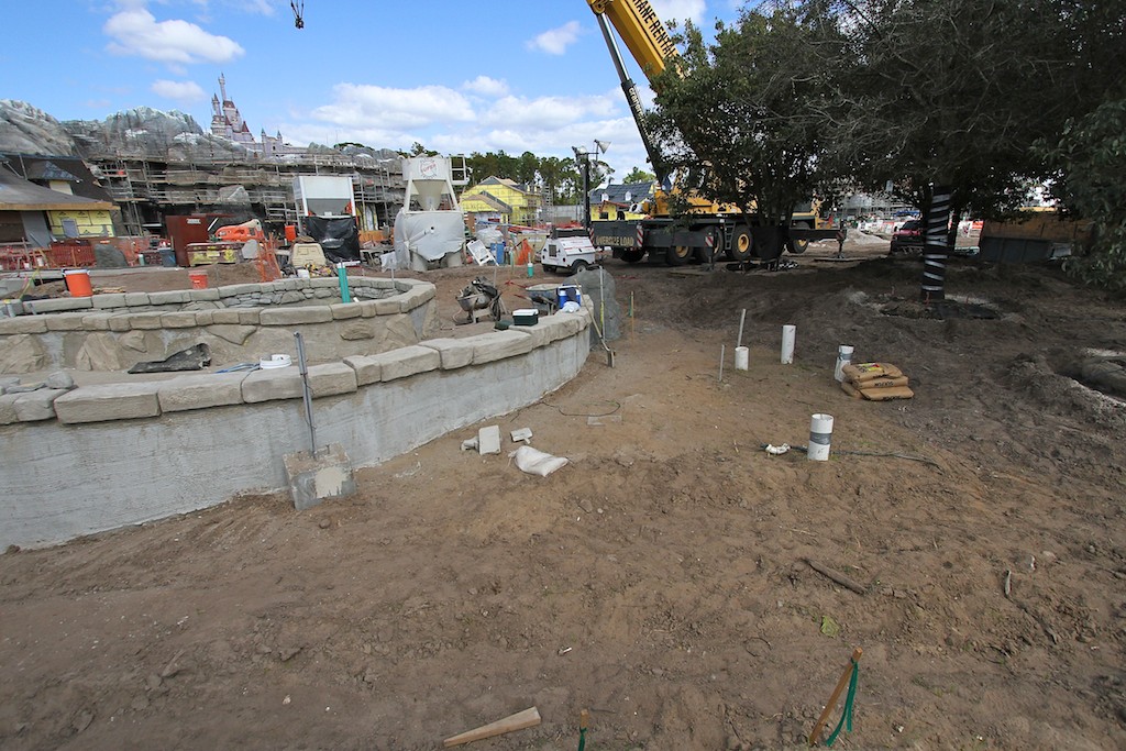 Construction site - Photo 8 of 24
