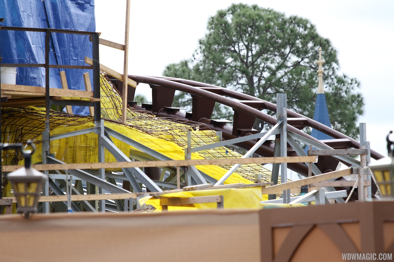Seven Dwarfs Mine Train coaster construction - Photo 11 of 18