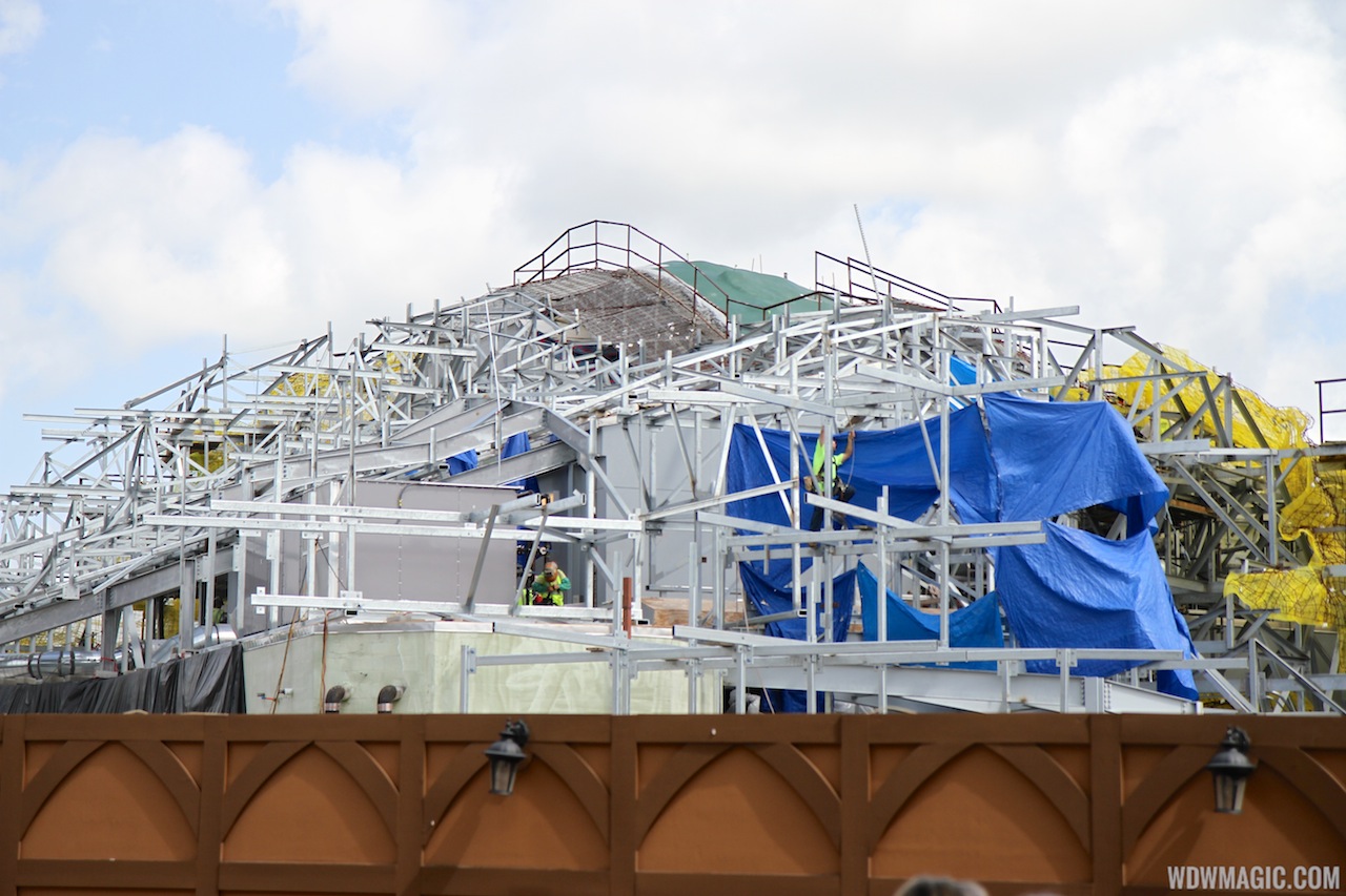 PHOTOS - Photo tour around the Seven Dwarfs Mine Train construction site
