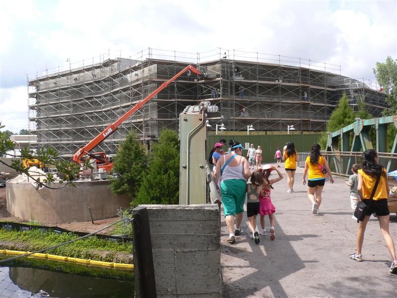 Finding Nemo - The Musical construction