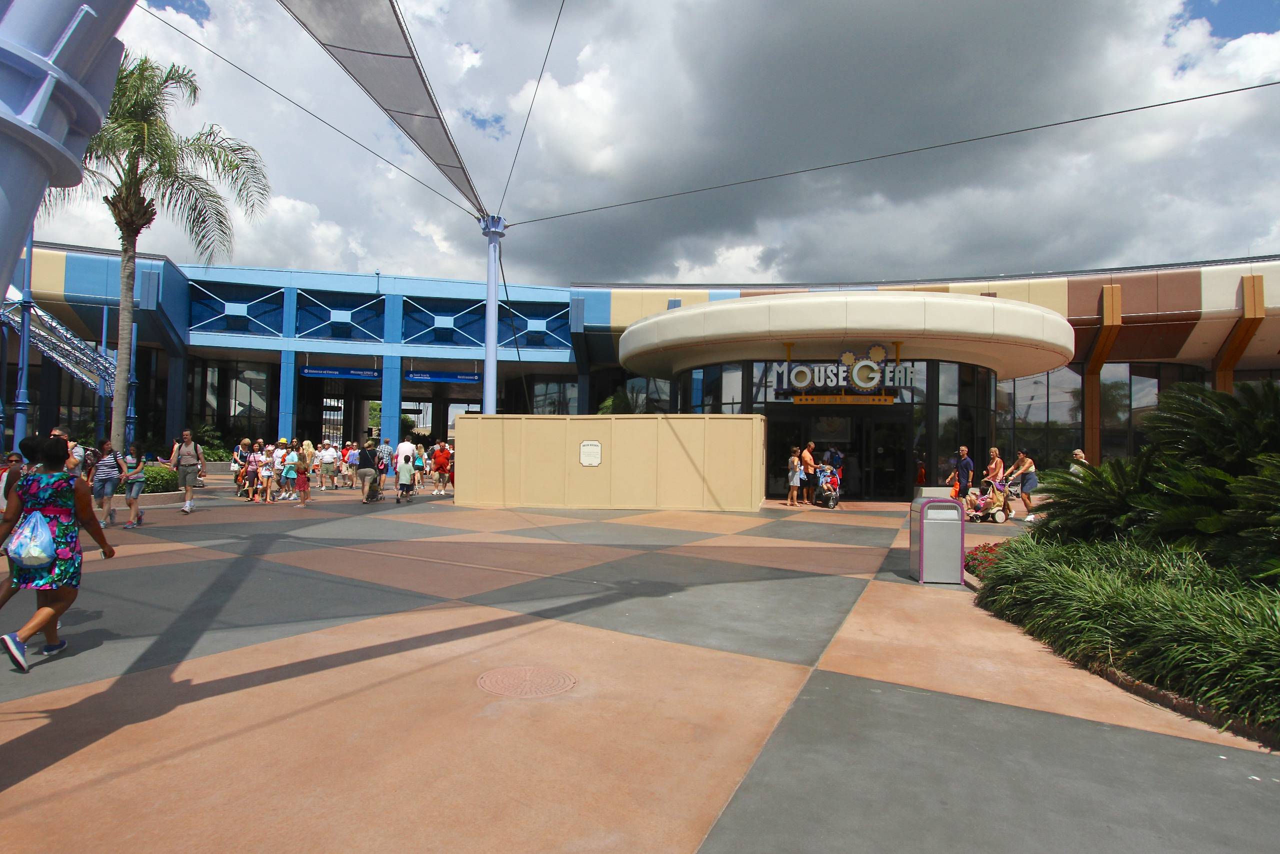 New Future World paint scheme - Photo 7 of 15