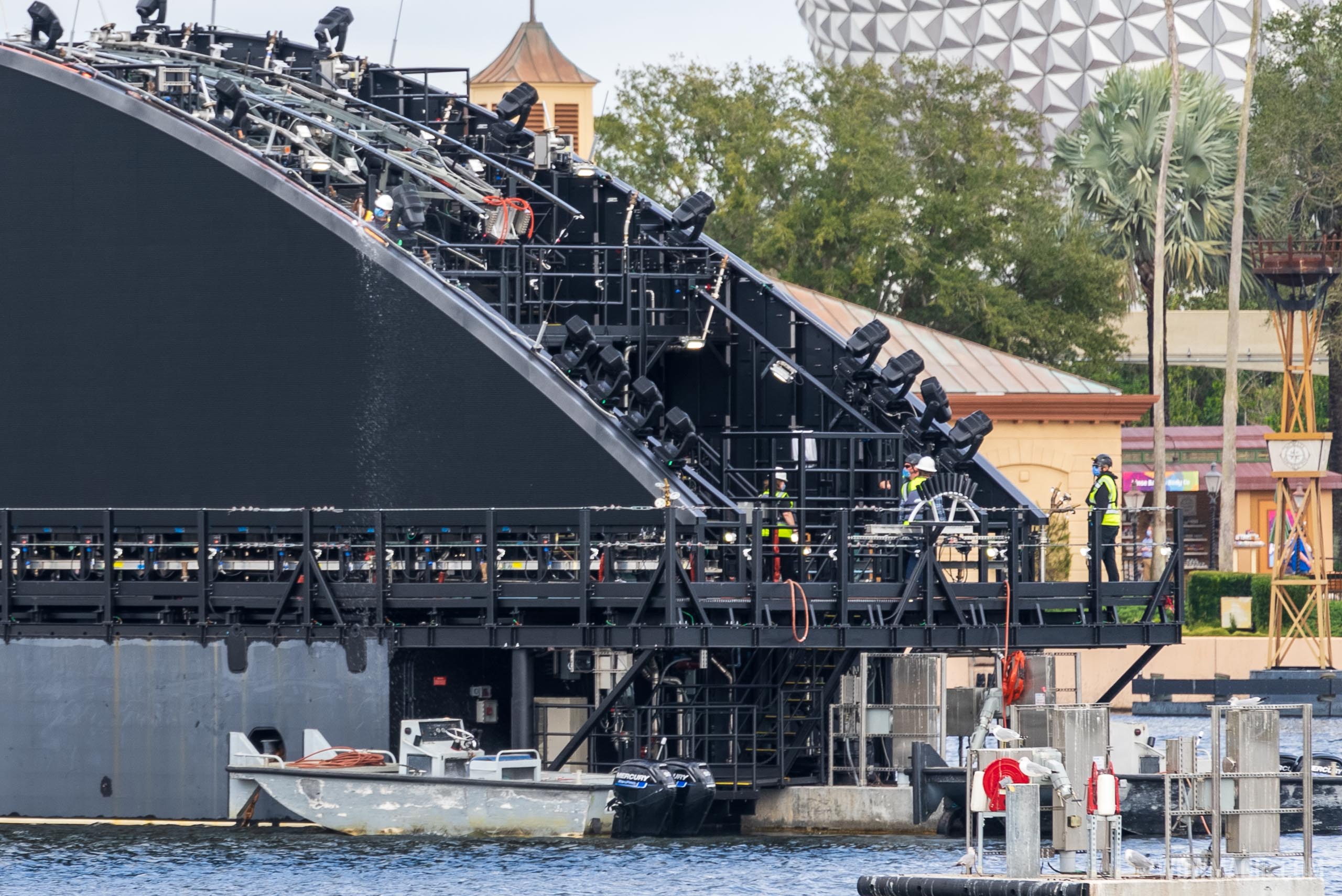 Harmonious barge testing - Photo 2 of 2