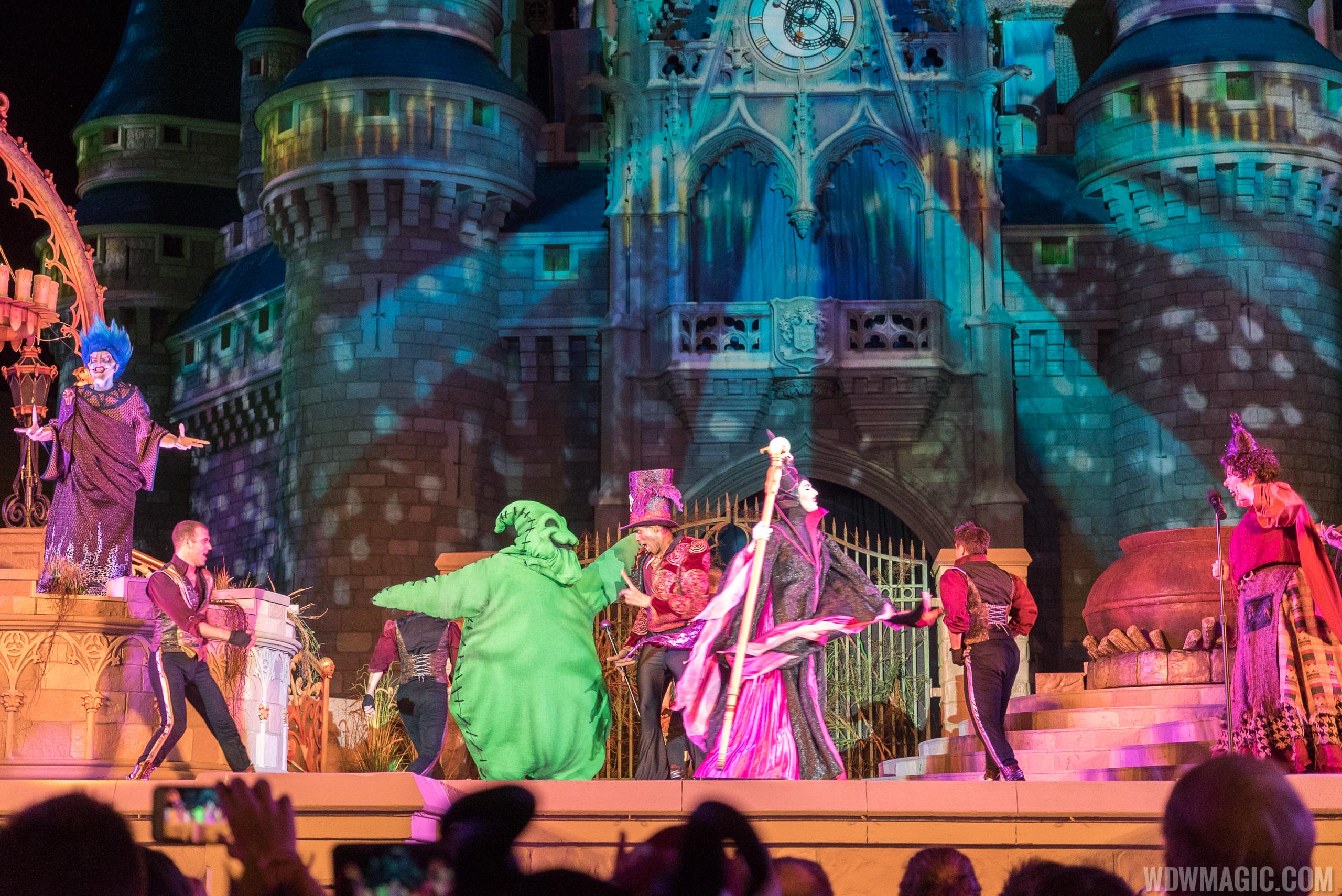 Hocus Pocus Villain Spelltacular opening night show - Photo 23 of 26