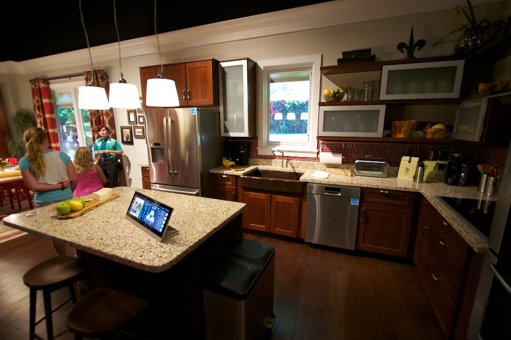 Vision House - Photo 6 of 18