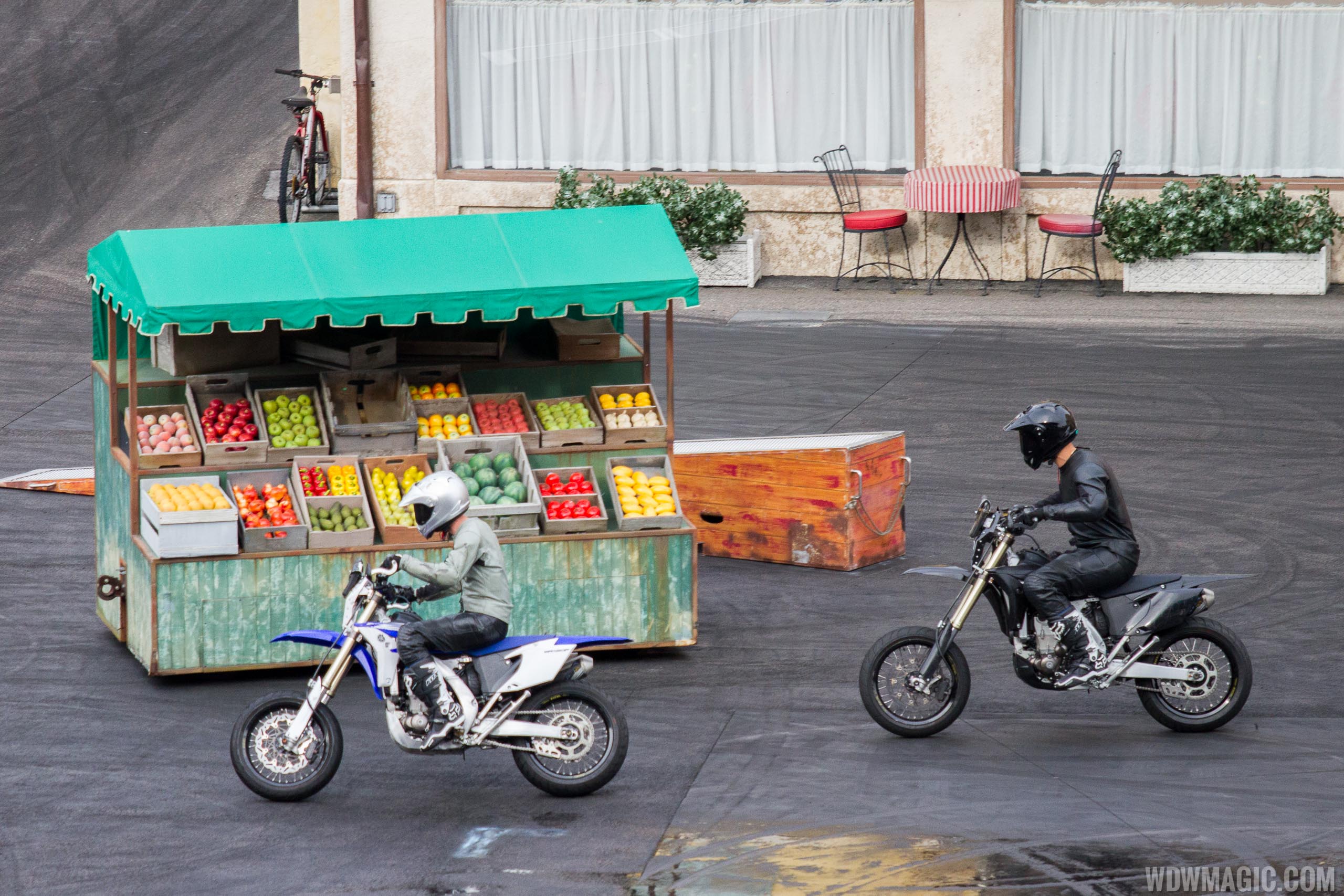 Lights, Motors, Action! Extreme Stunt Show - Show - Photo 25 of 48