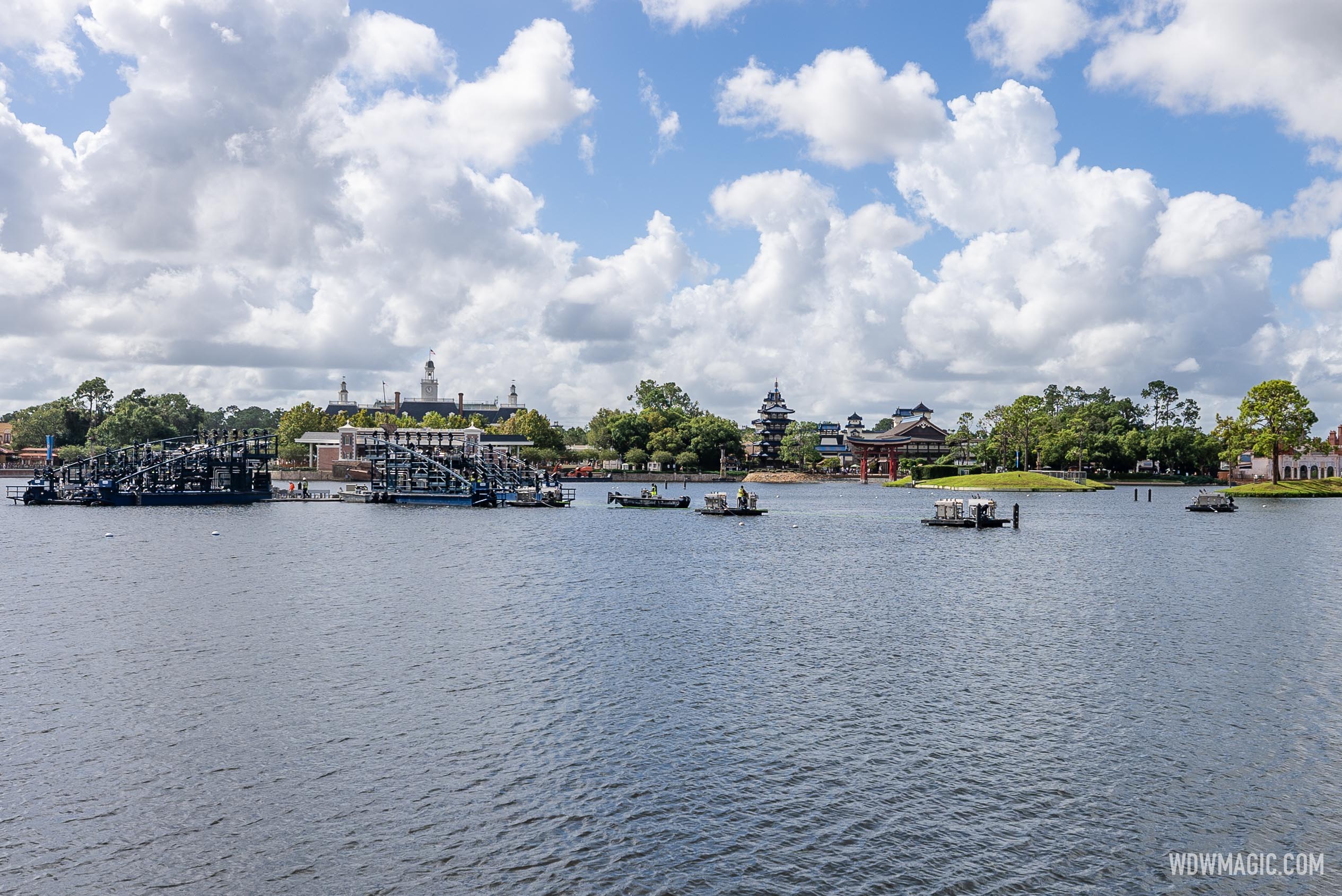 Luminous Barges Deployed In Show Configuration Photo 8 Of 8