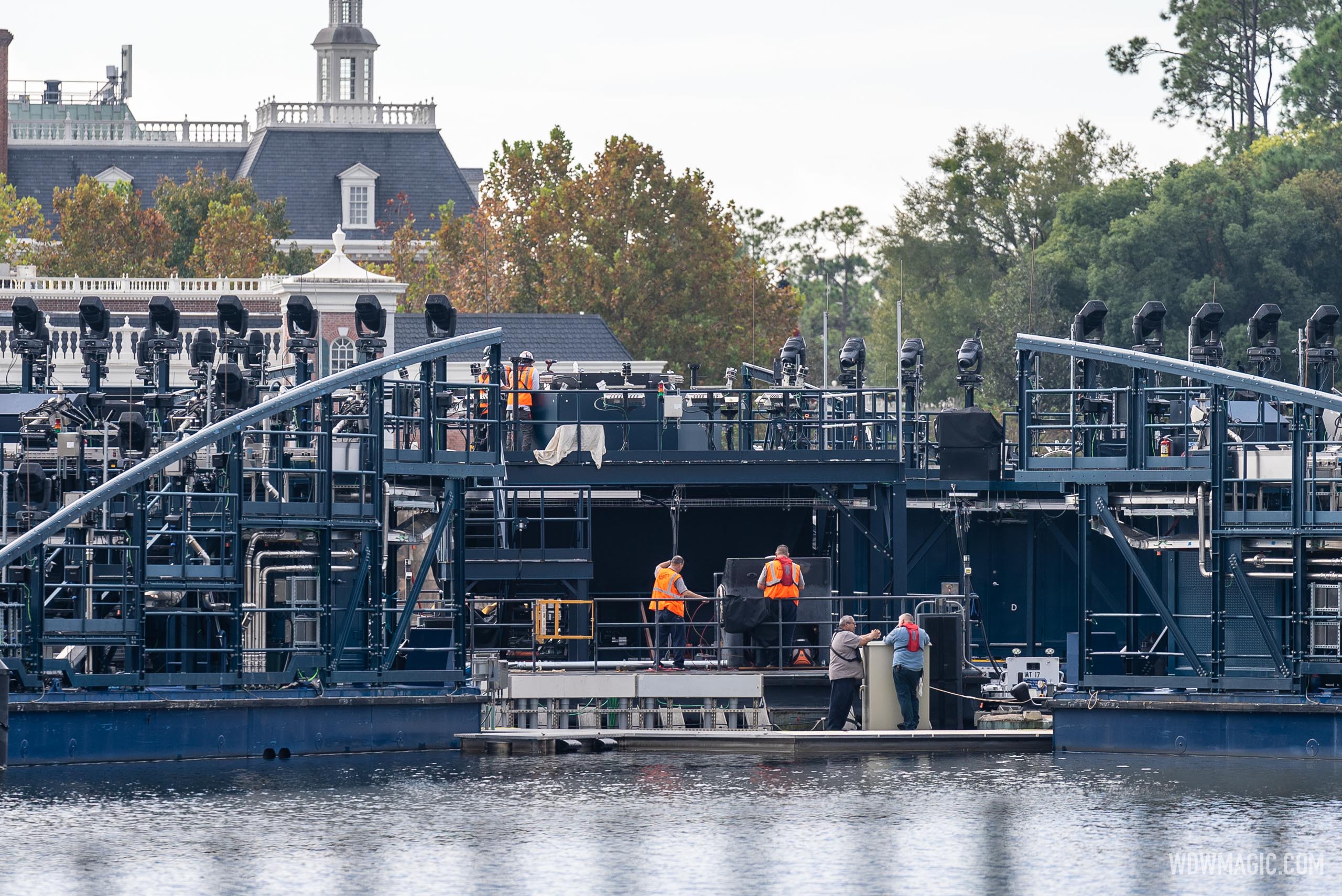 Luminous the Symphony of Us center barge - December 4 2023 - Photo 6 of 9