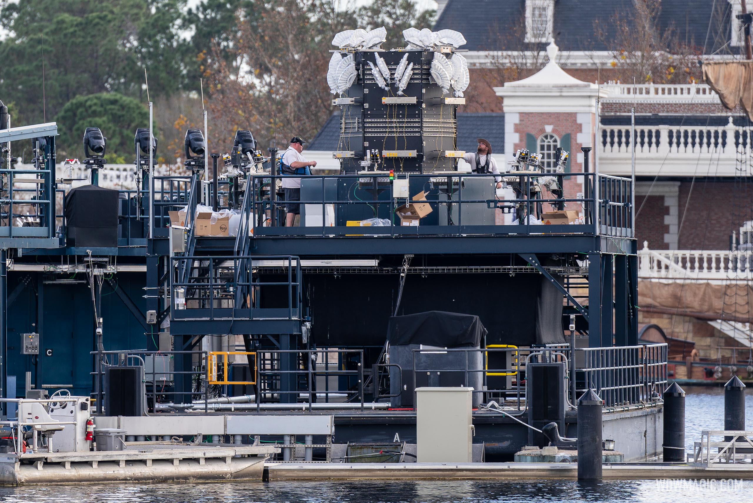 Luminous the Symphony of Us center barge hardware - Photo 2 of 3