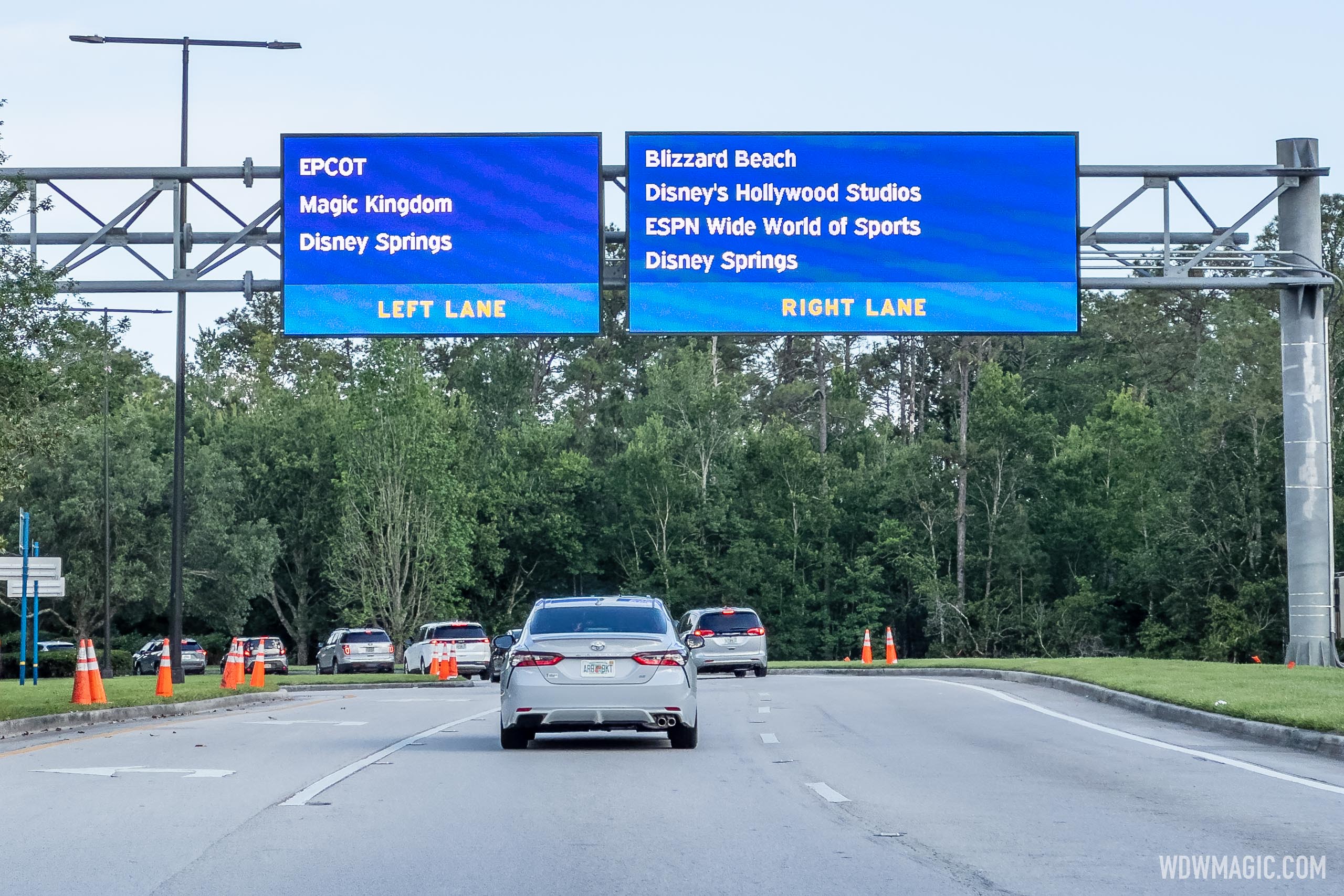 Walt Disney World digital road signage - May 2023 - Photo 2 of 2