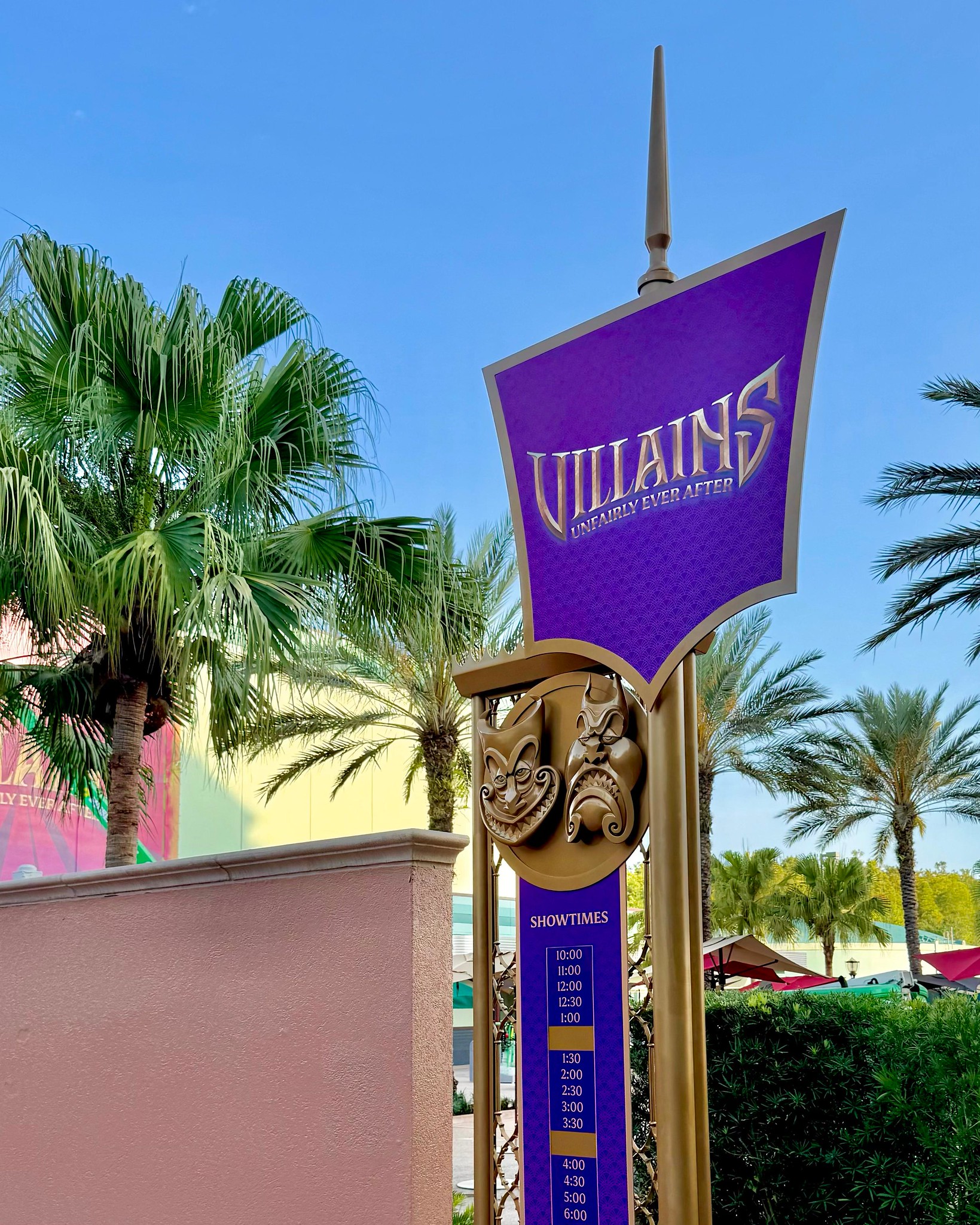 'Villains: Unfairly Ever After' Exterior Theming Complete at Disney's ...