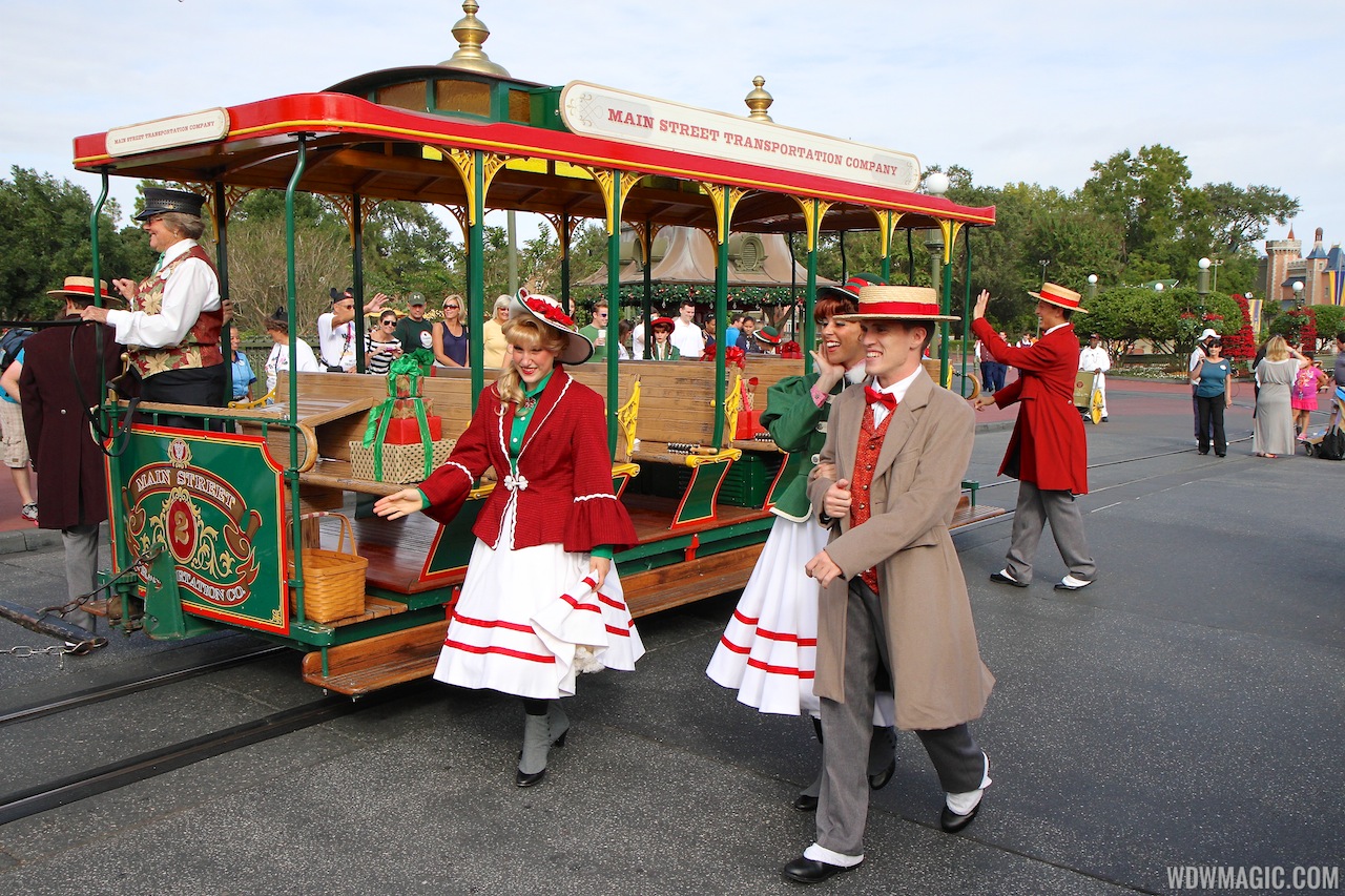Holly Jolly Trolley Show