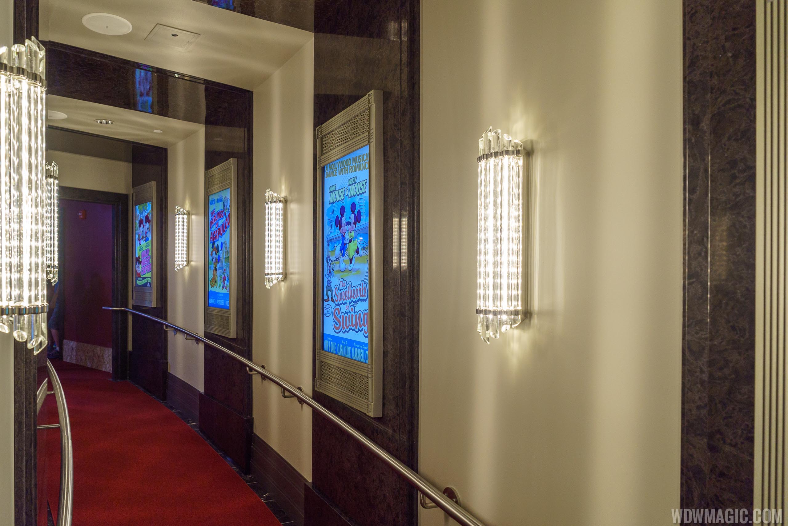 PHOTOS - Mickey and Minnie Starring in Red Carpet Dreams now open at ...