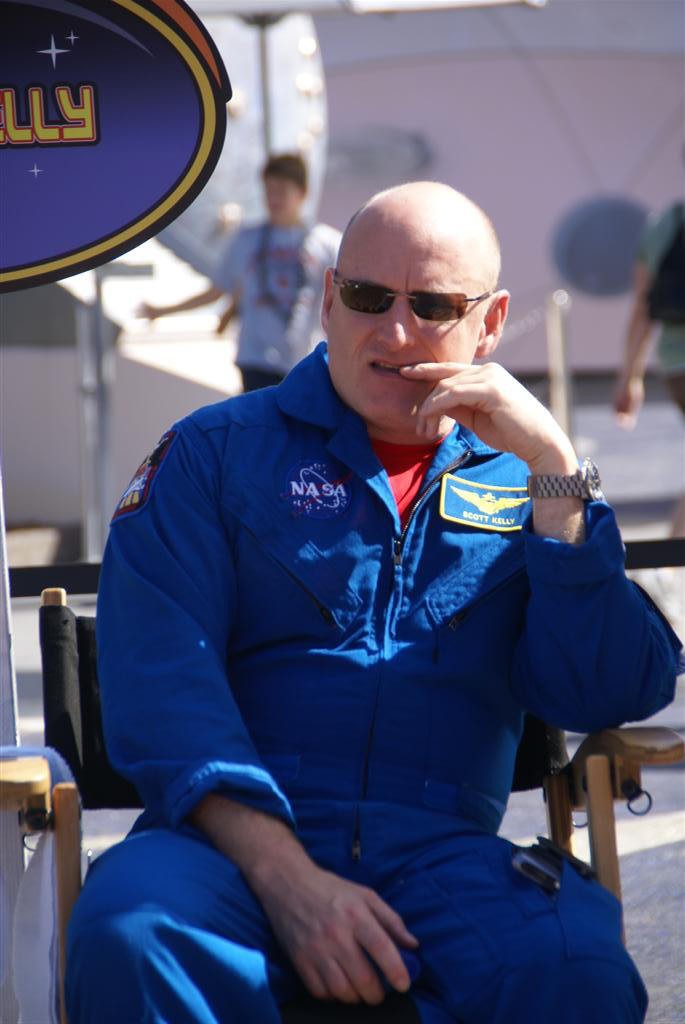 NASA astronaut visit - Photo 32 of 43