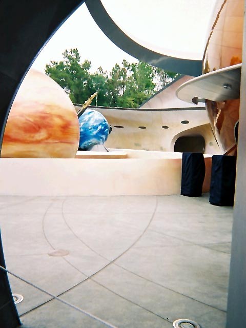 Photos from the Mission SPACE cast member previews