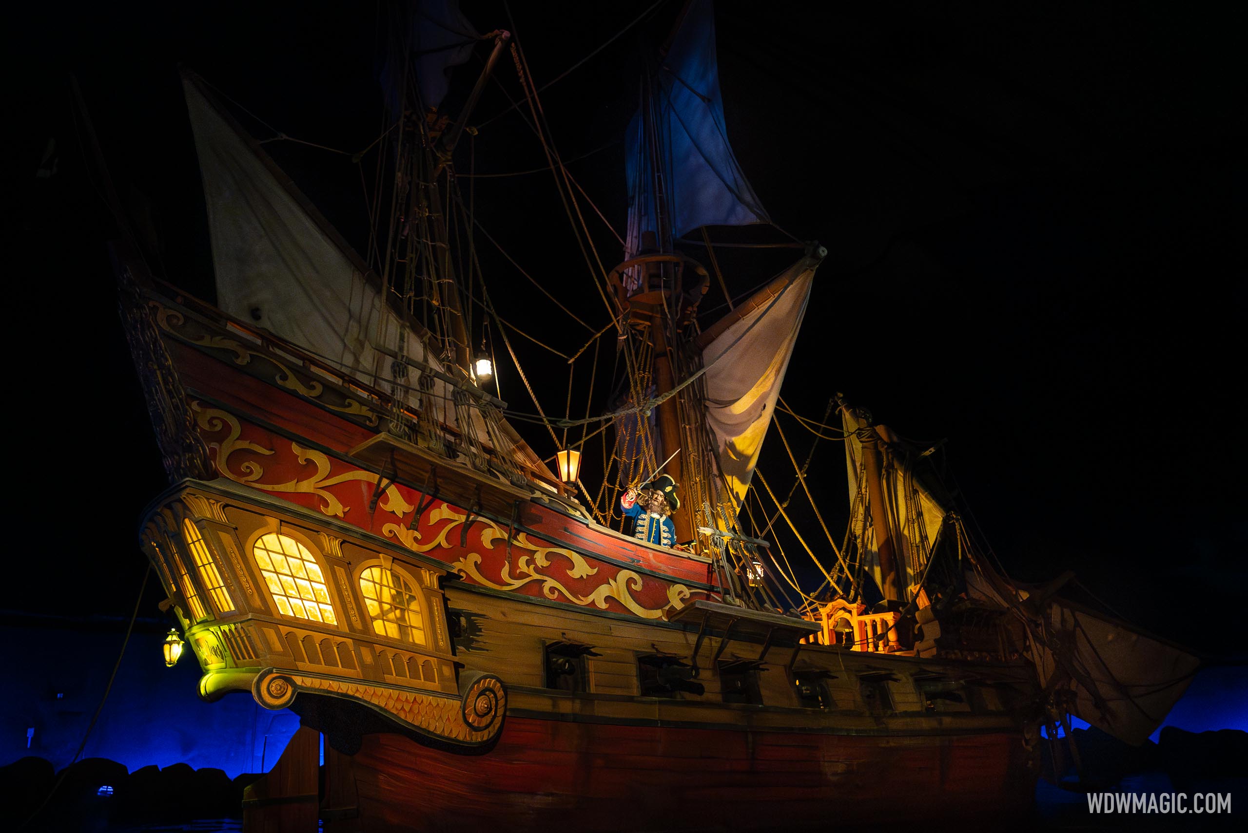 Pirates of the Caribbean show scenes - Photo 4 of 30