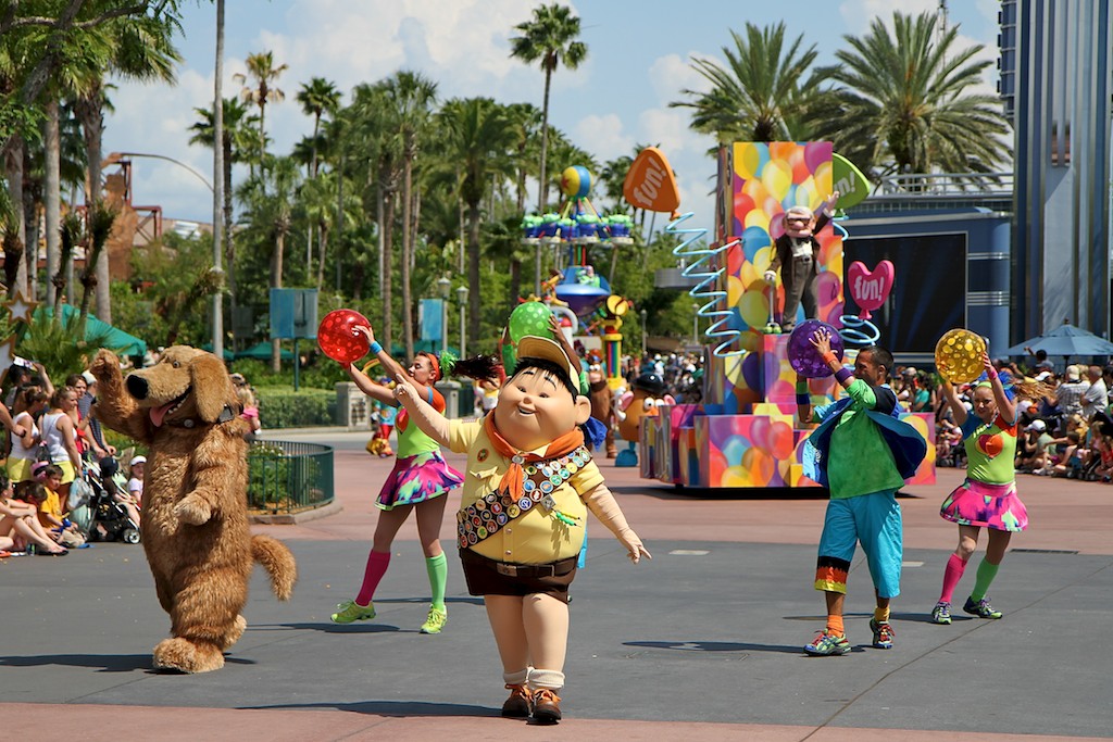 Parade performance - Photo 17 of 24